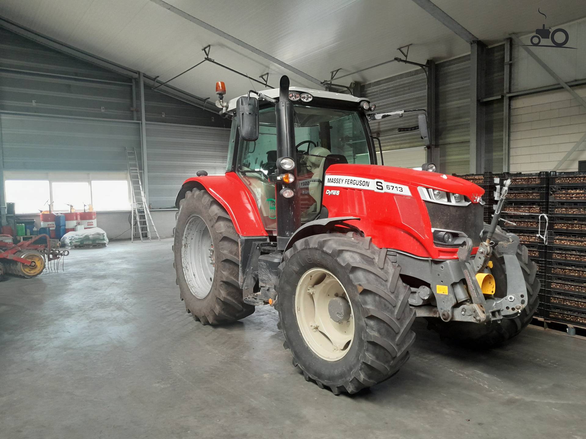 Massey Ferguson 6713S - France - Tracteur image #1490183