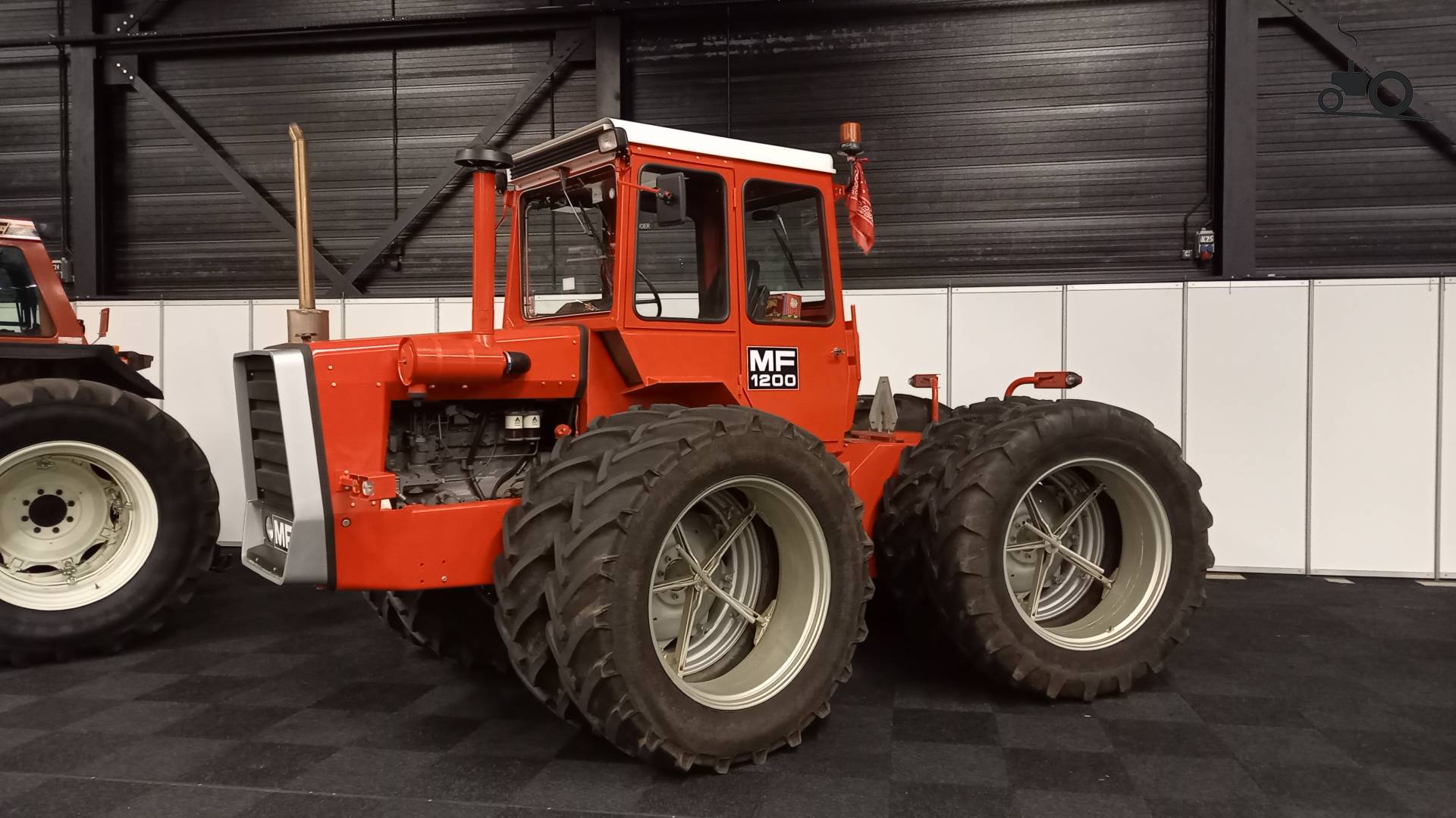 Massey Ferguson 1200