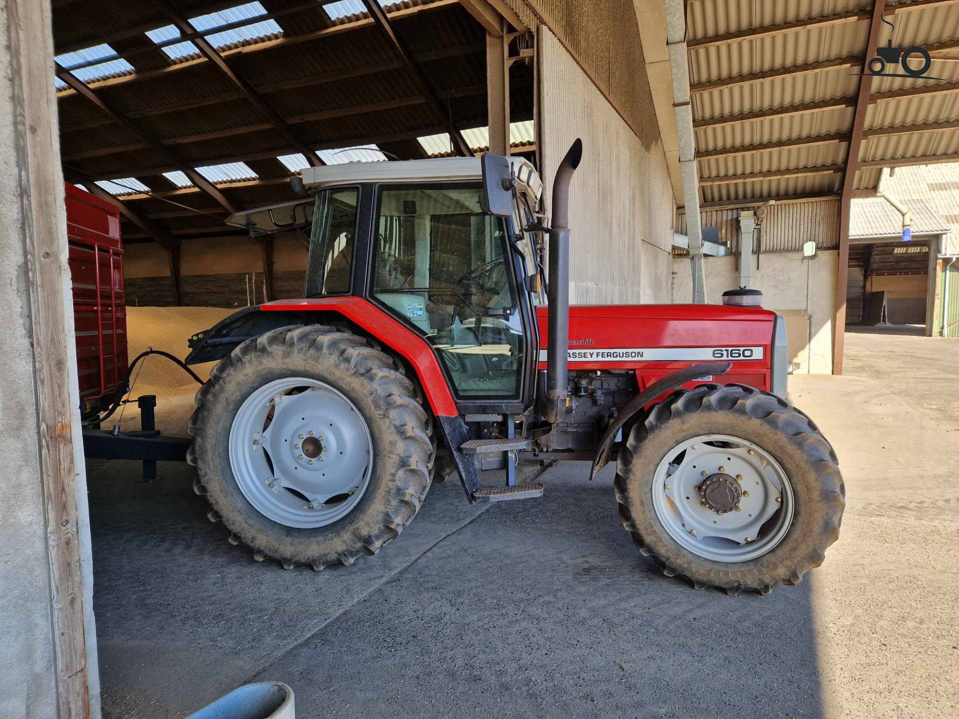 Foto Massey Ferguson 6160 #1536183