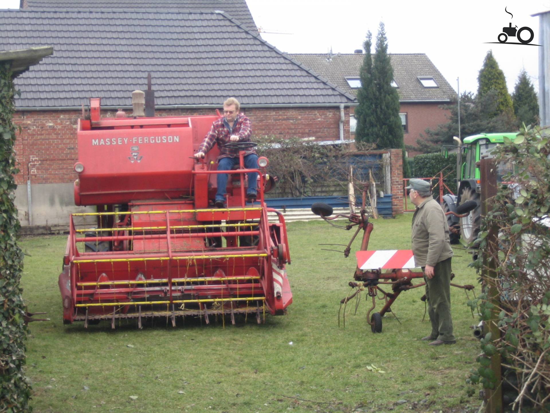 Massey Ferguson Combine