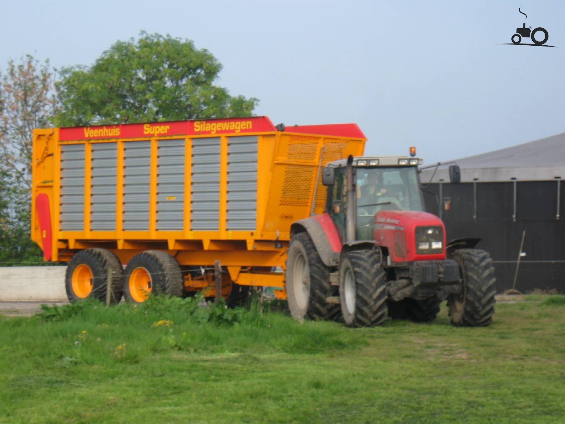 Foto Massey Ferguson 8220 van Kasteel-meeuwen