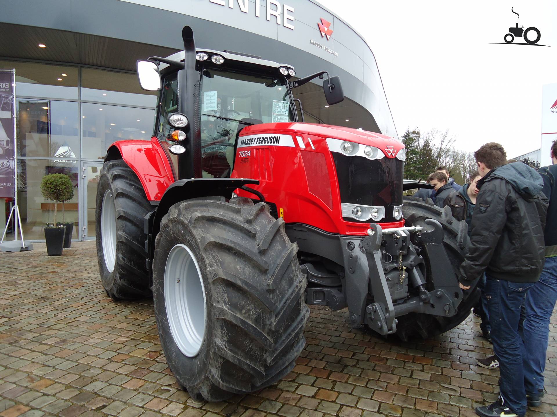 Massey Ferguson 7624 Dyna-VT - France - Tracteur image #590593