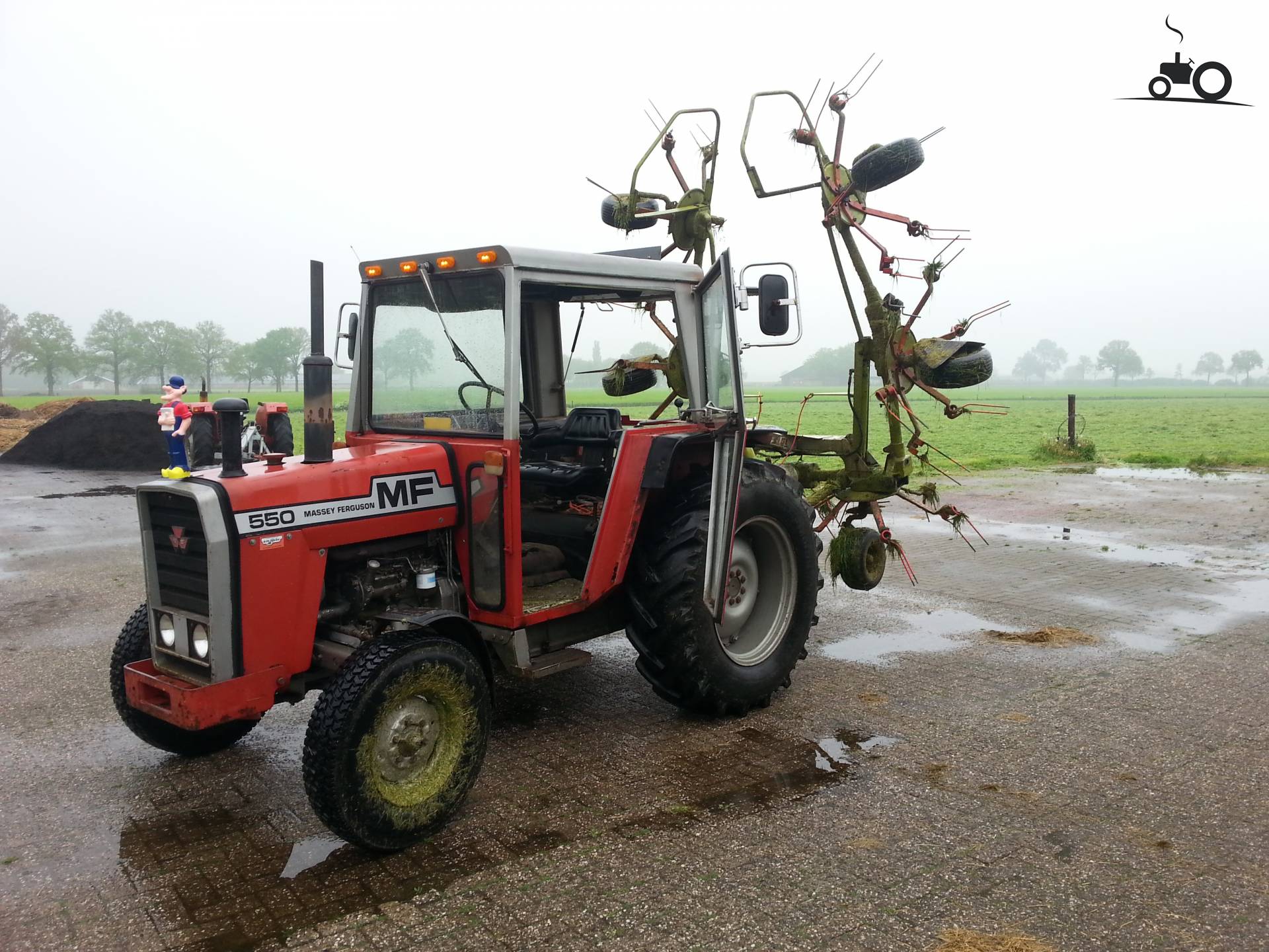 Foto Massey Ferguson 550 #851390