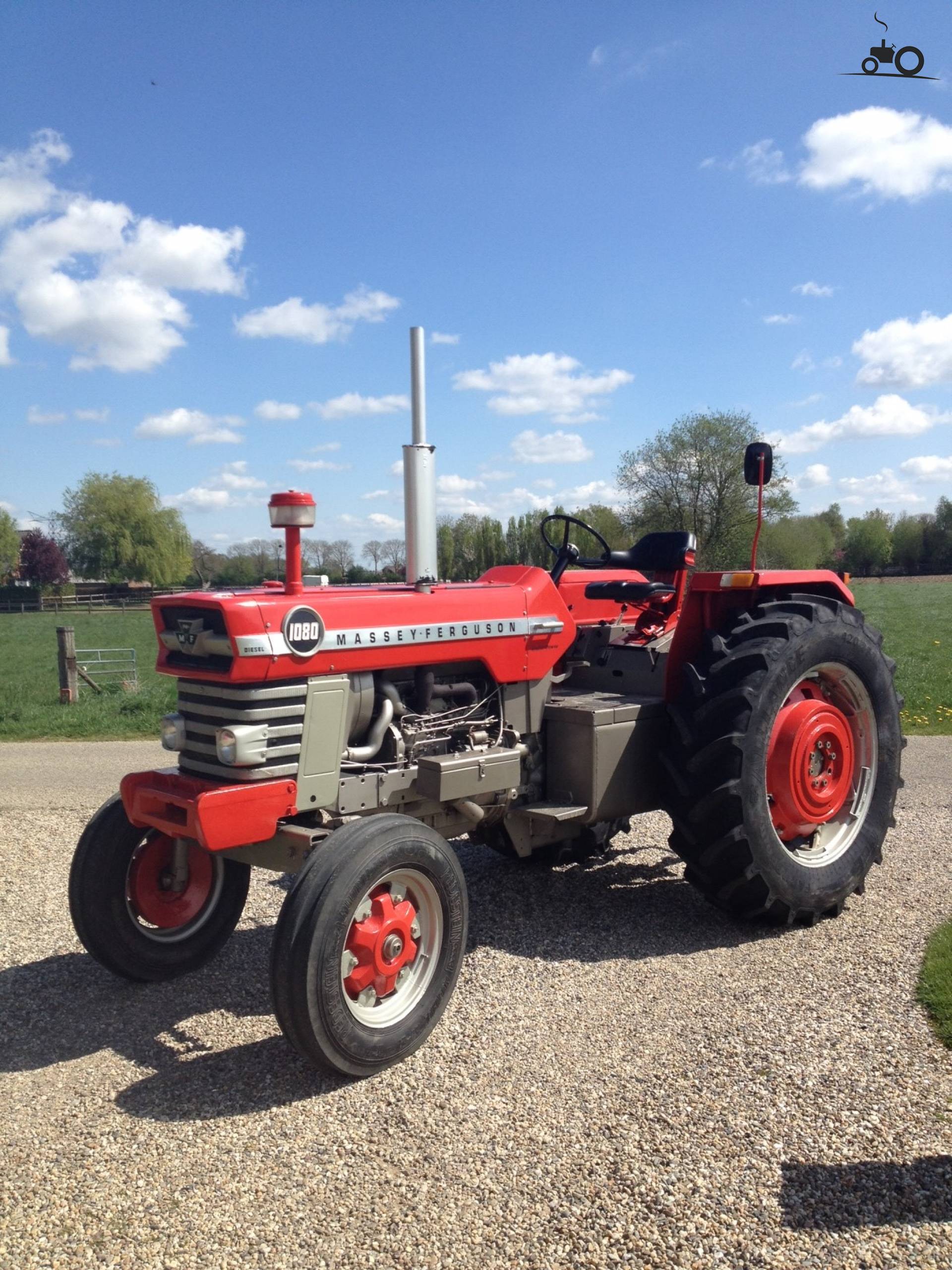 Foto Massey Ferguson 1080 #910385