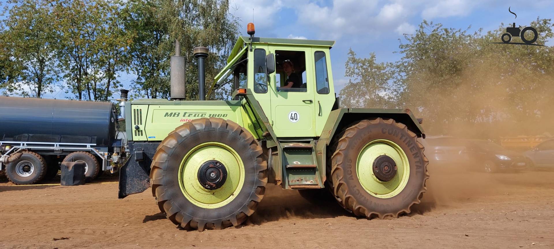 MB-Trac 1800 Intercooler in het stof