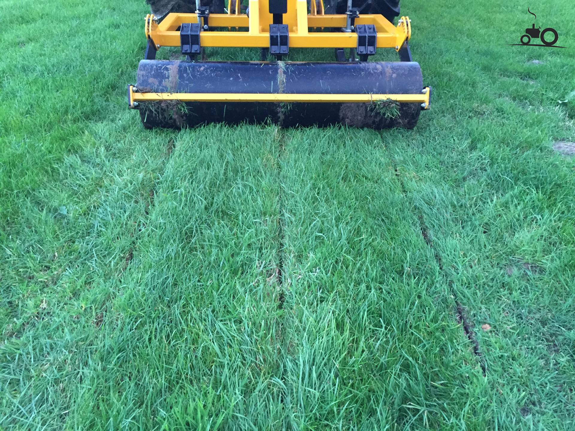 Foto McConnell Graslandwoeler van Wolters Agri - Service