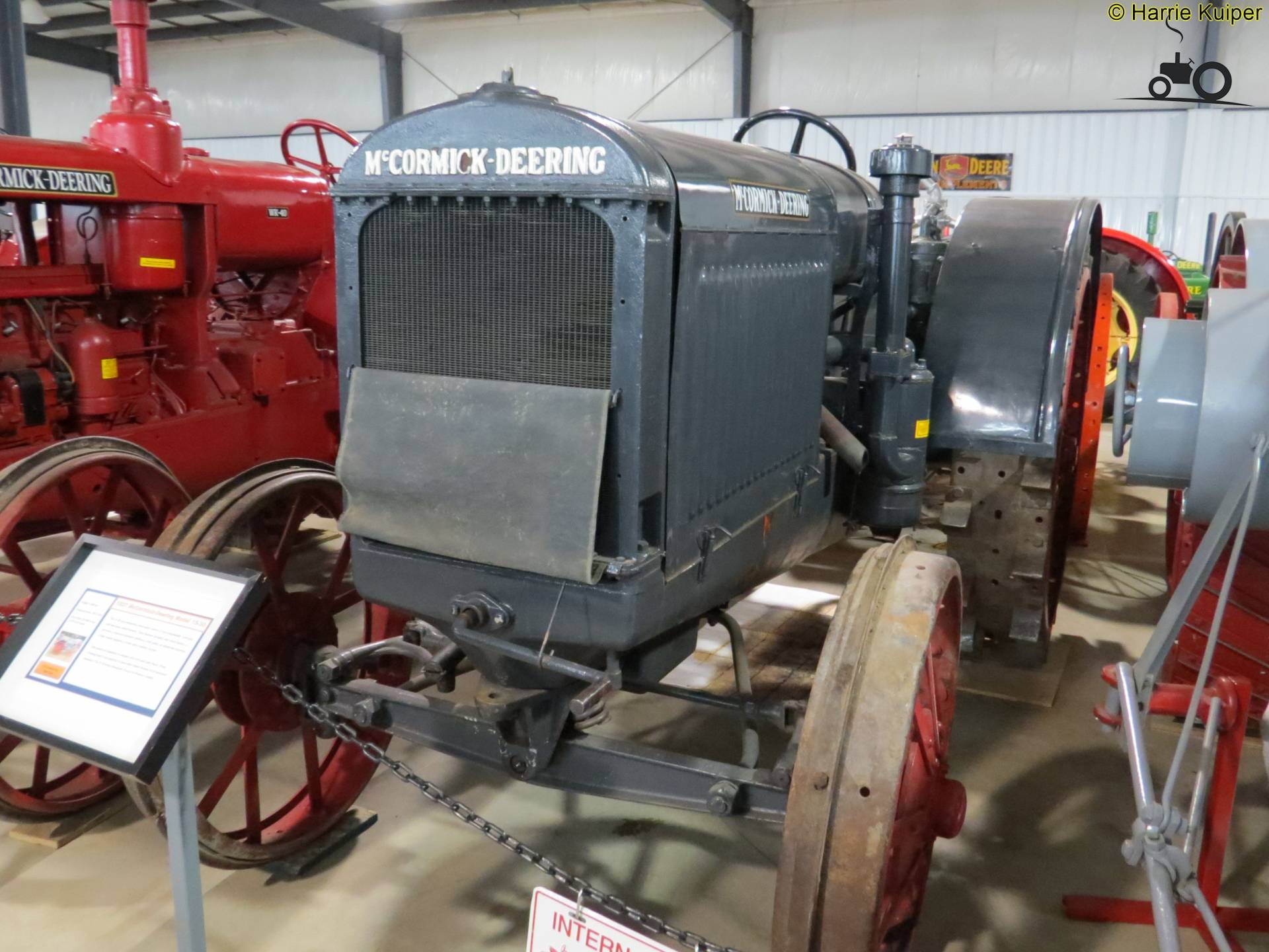 Foto McCormick-Deering 15-30 #1181344