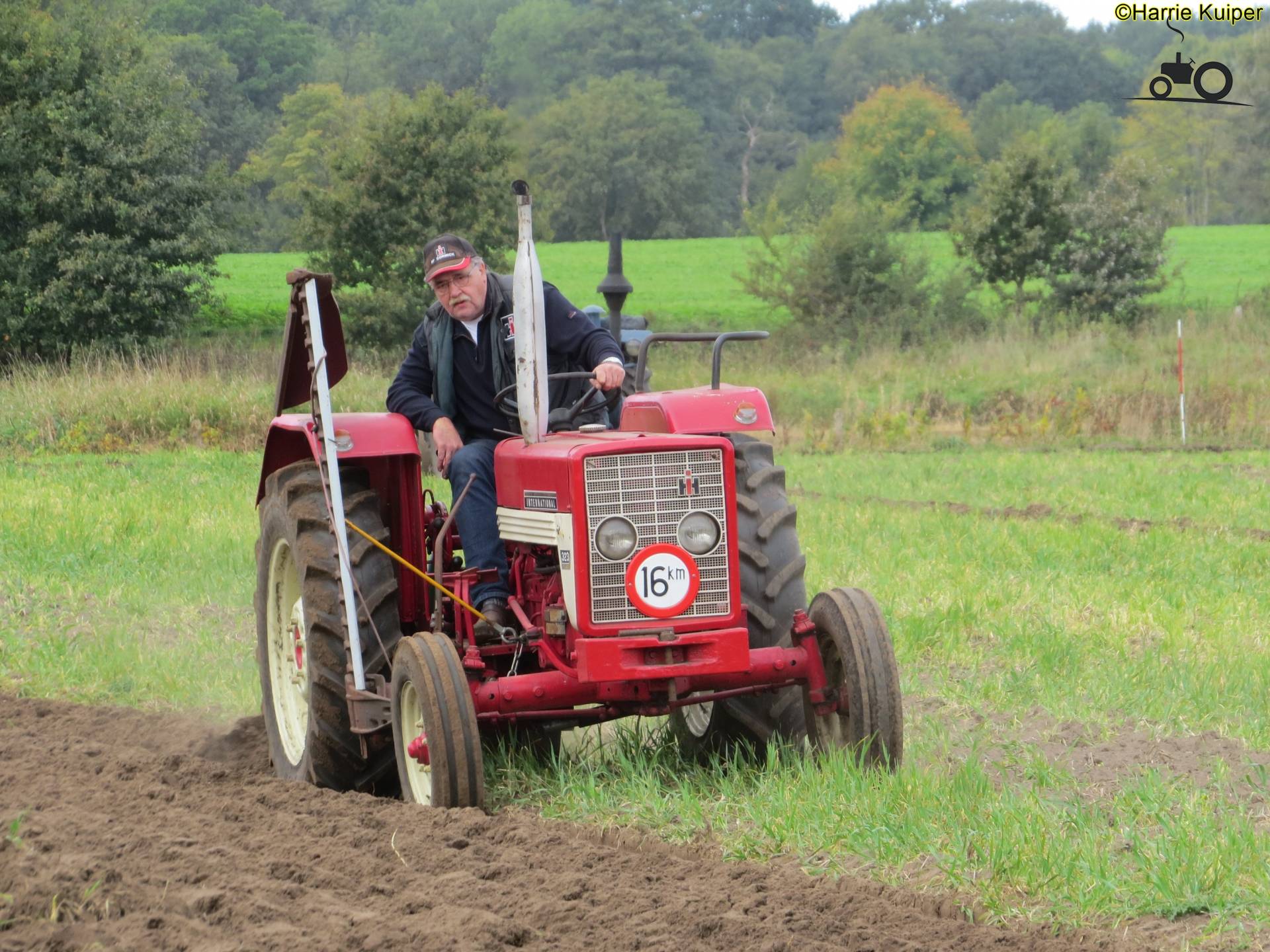 Foto Mc-Cormick 323 #1255118