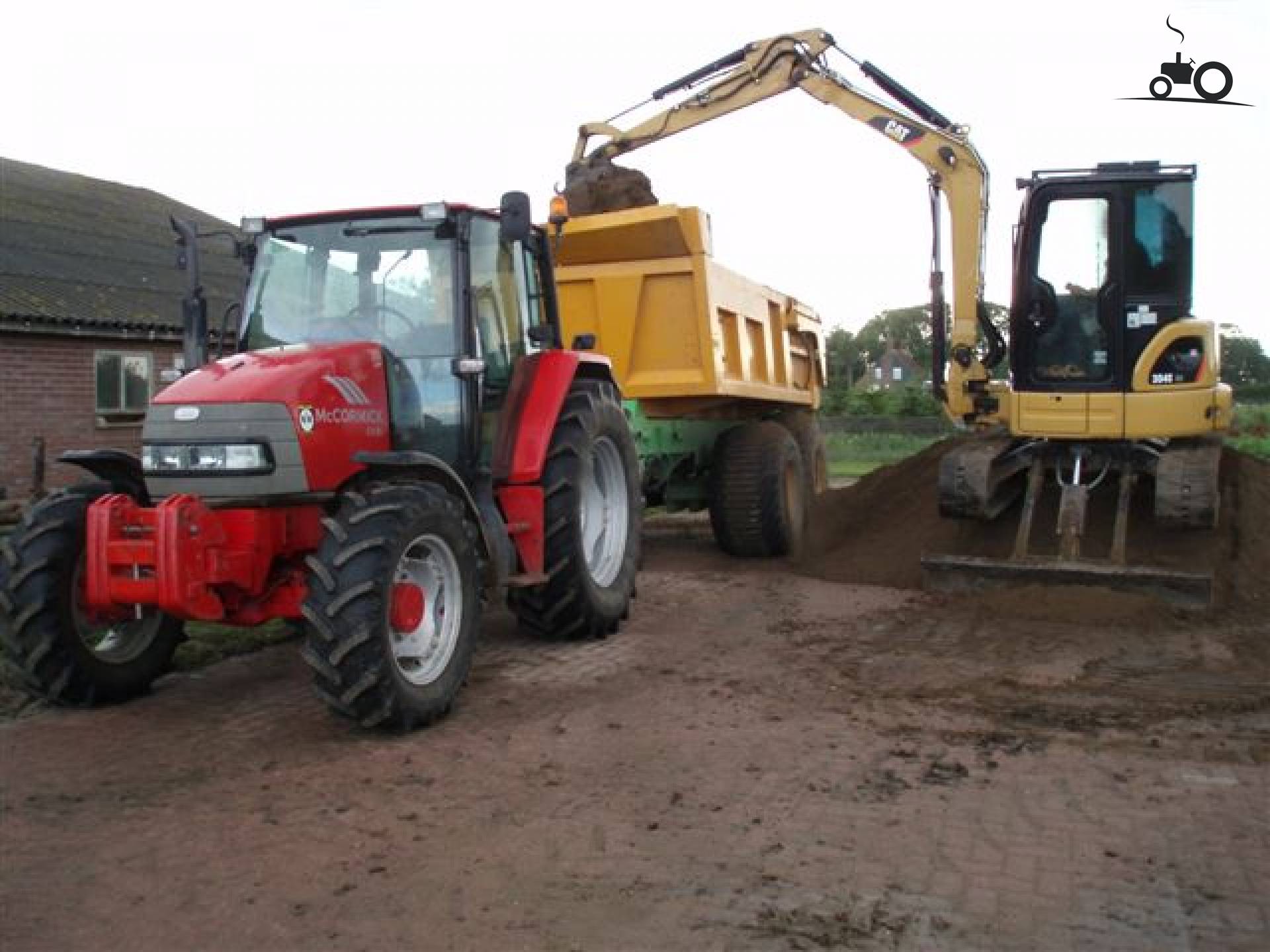 Foto Mc-Cormick CX 90 #507894