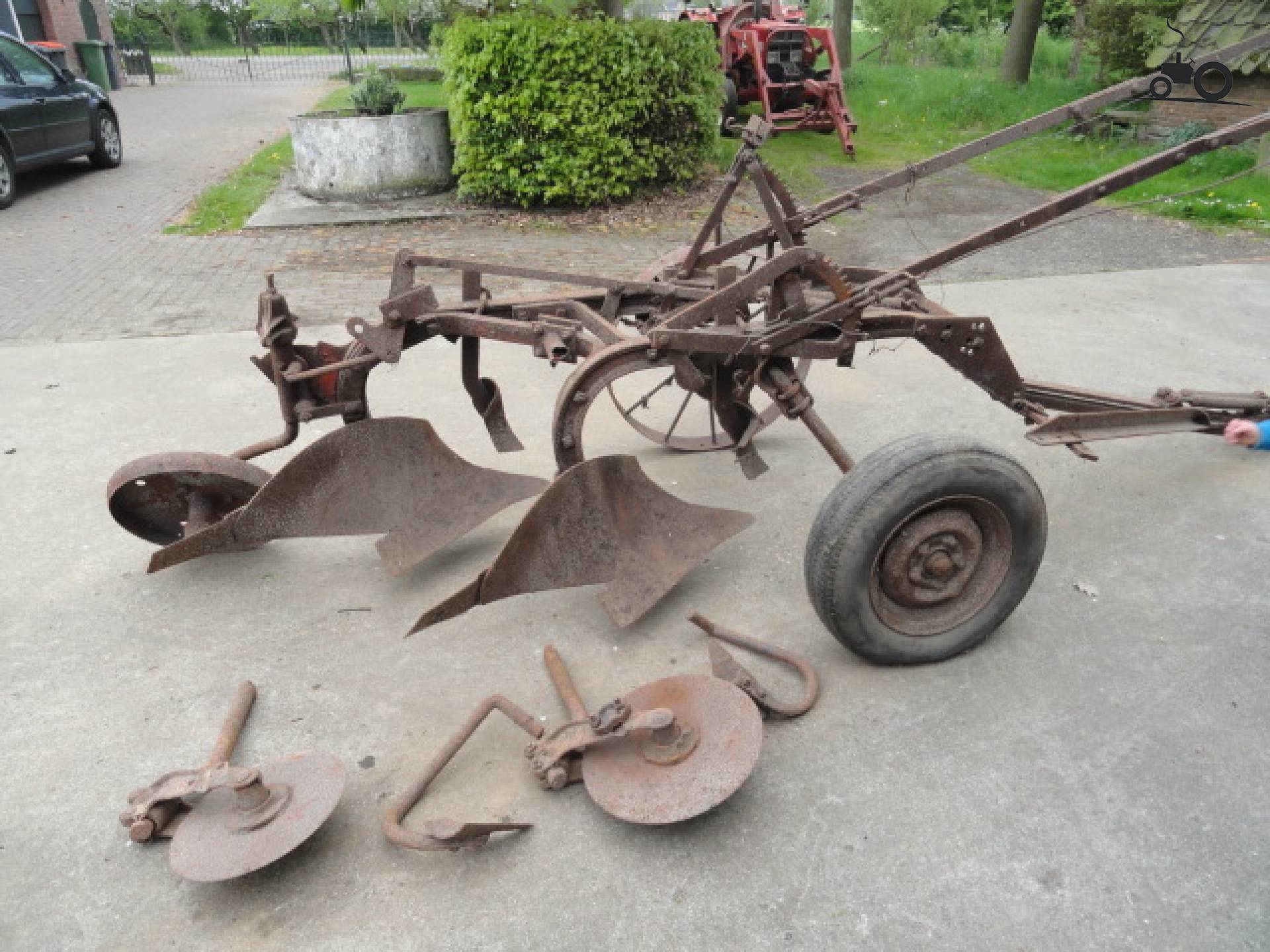 Foto Mc-Cormick Ploeg #817279