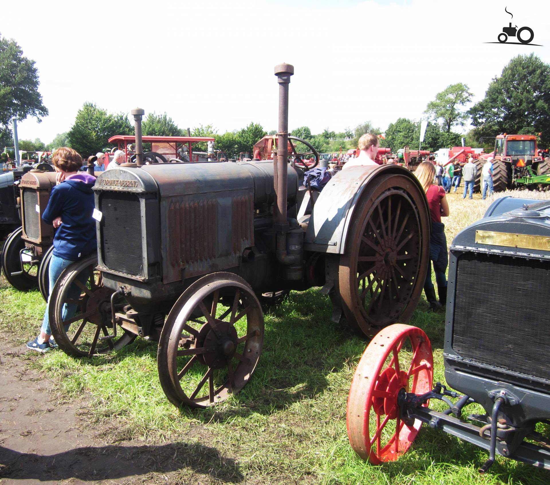 Foto McCormick-Deering 15-30 #1205009