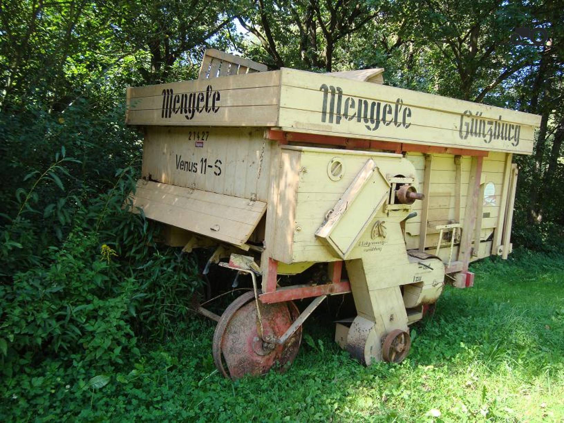 Mengele Venus II-S - Laatste Updates, Foto's & Video's