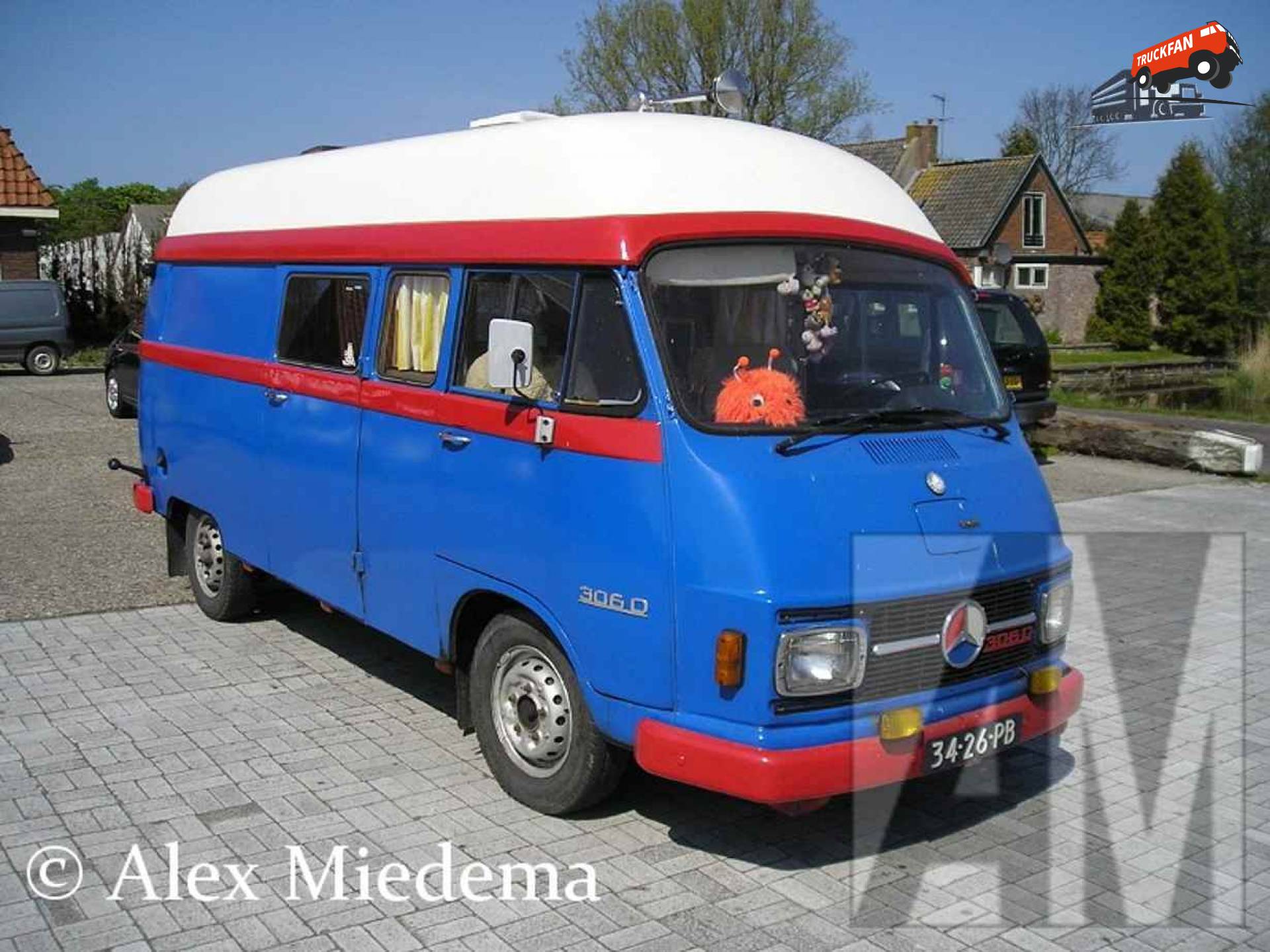 Foto Mercedes-Benz L306 #1109356