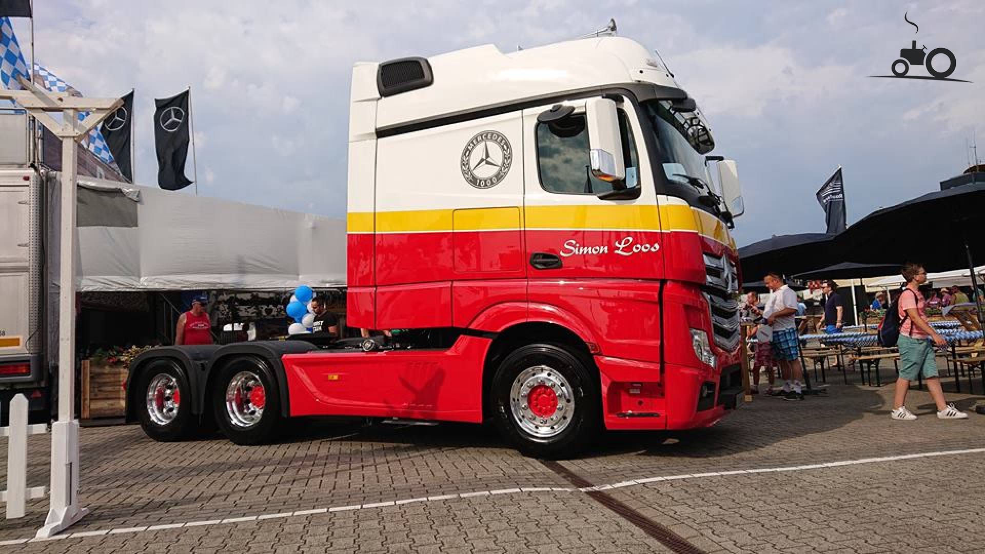Foto Mercedes-Benz Actros MP4 van Simon Loos bv