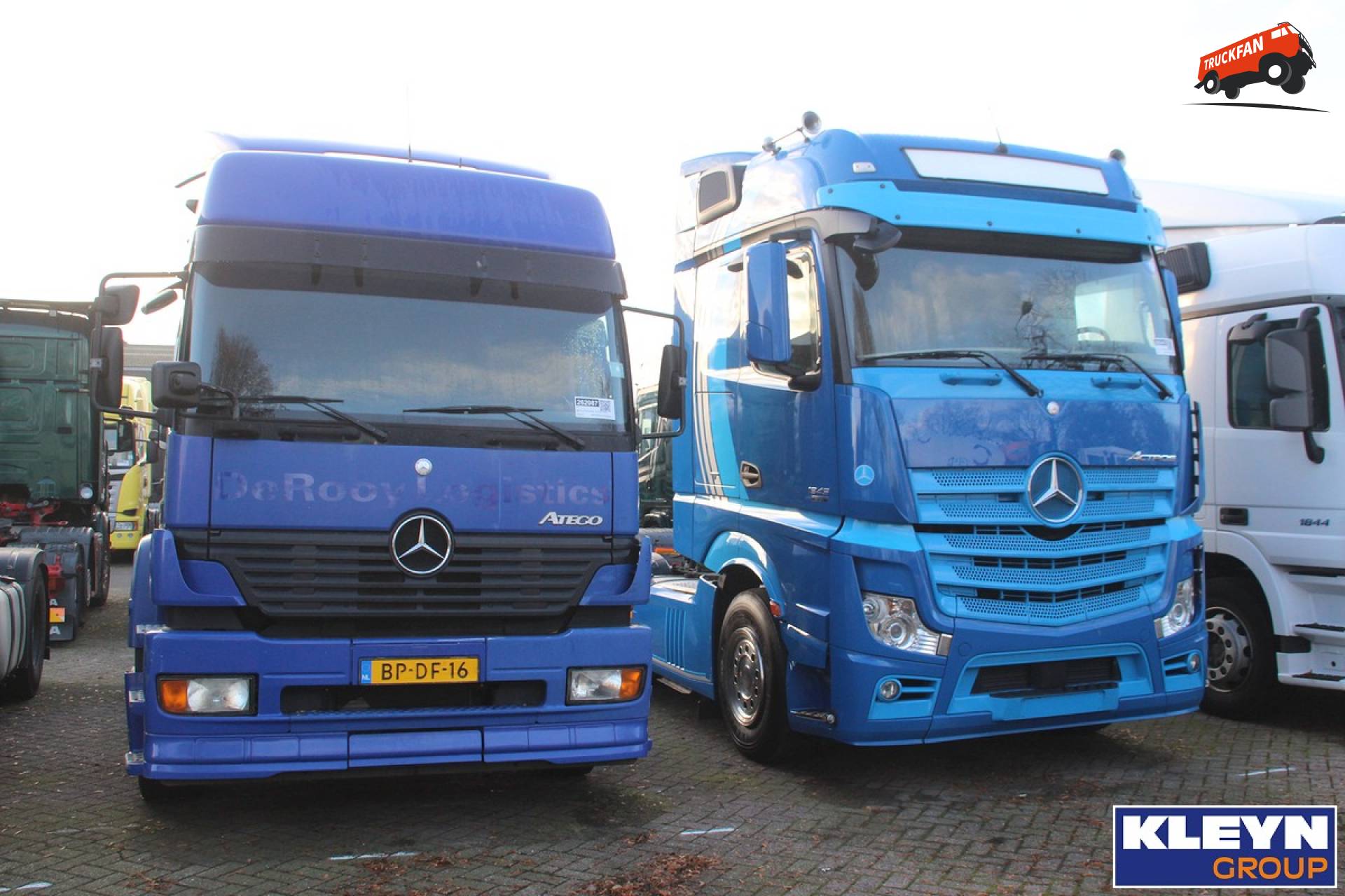 Foto Mercedes-Benz Meerdere #1262836