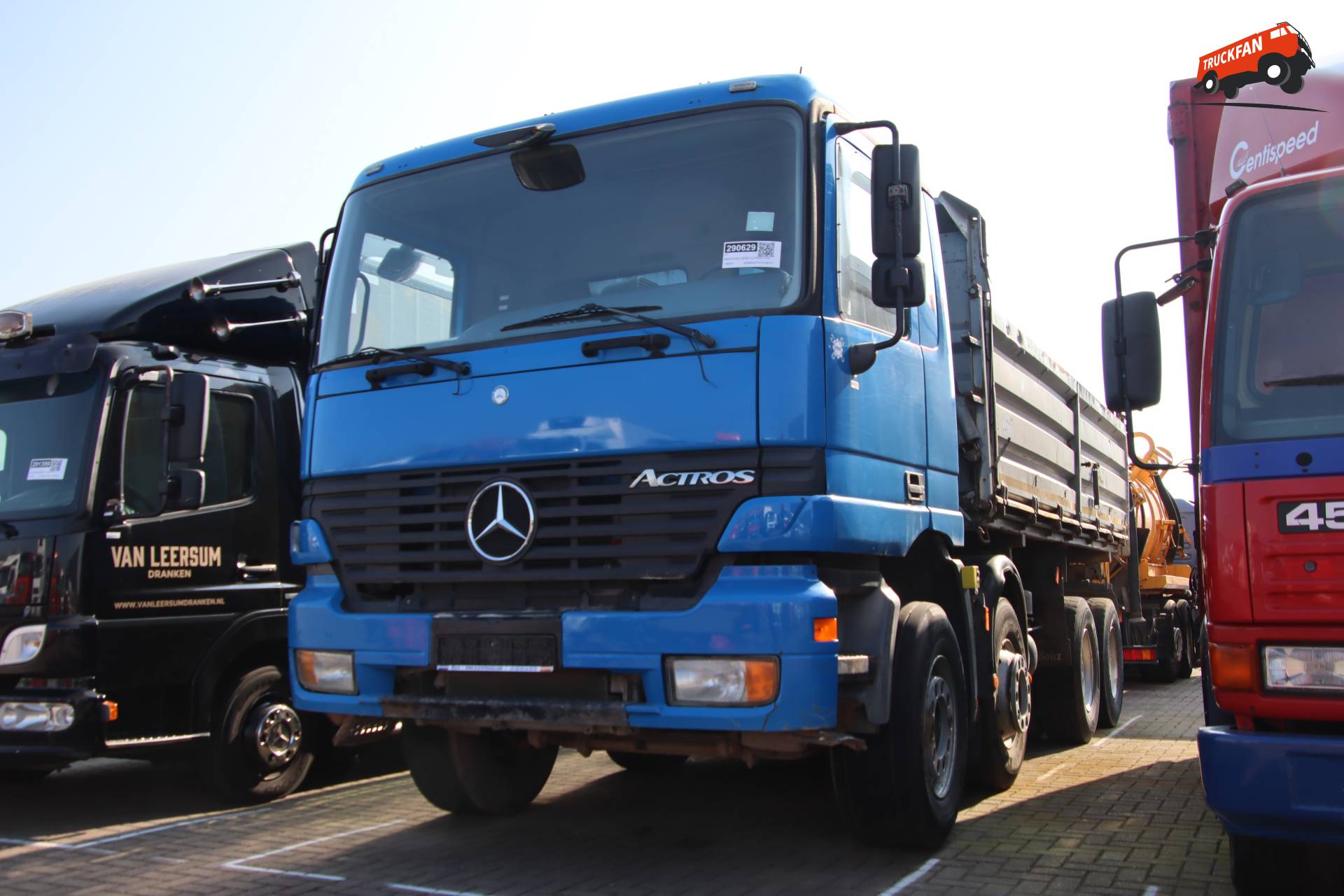 Foto Mercedes-Benz Actros MP1 #1467845