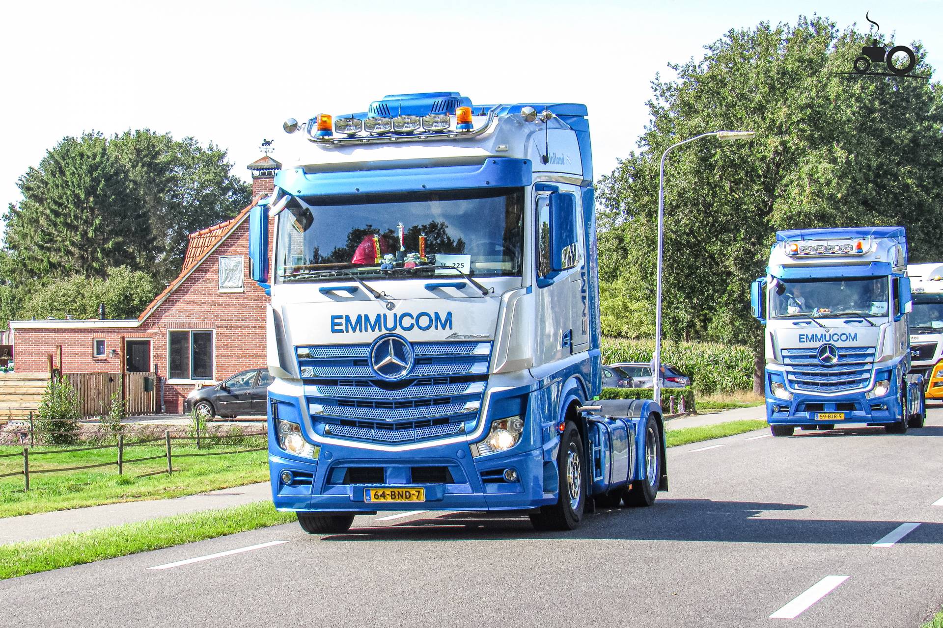 Foto Mercedes-Benz Actros MP4 van Emmucom B.V.