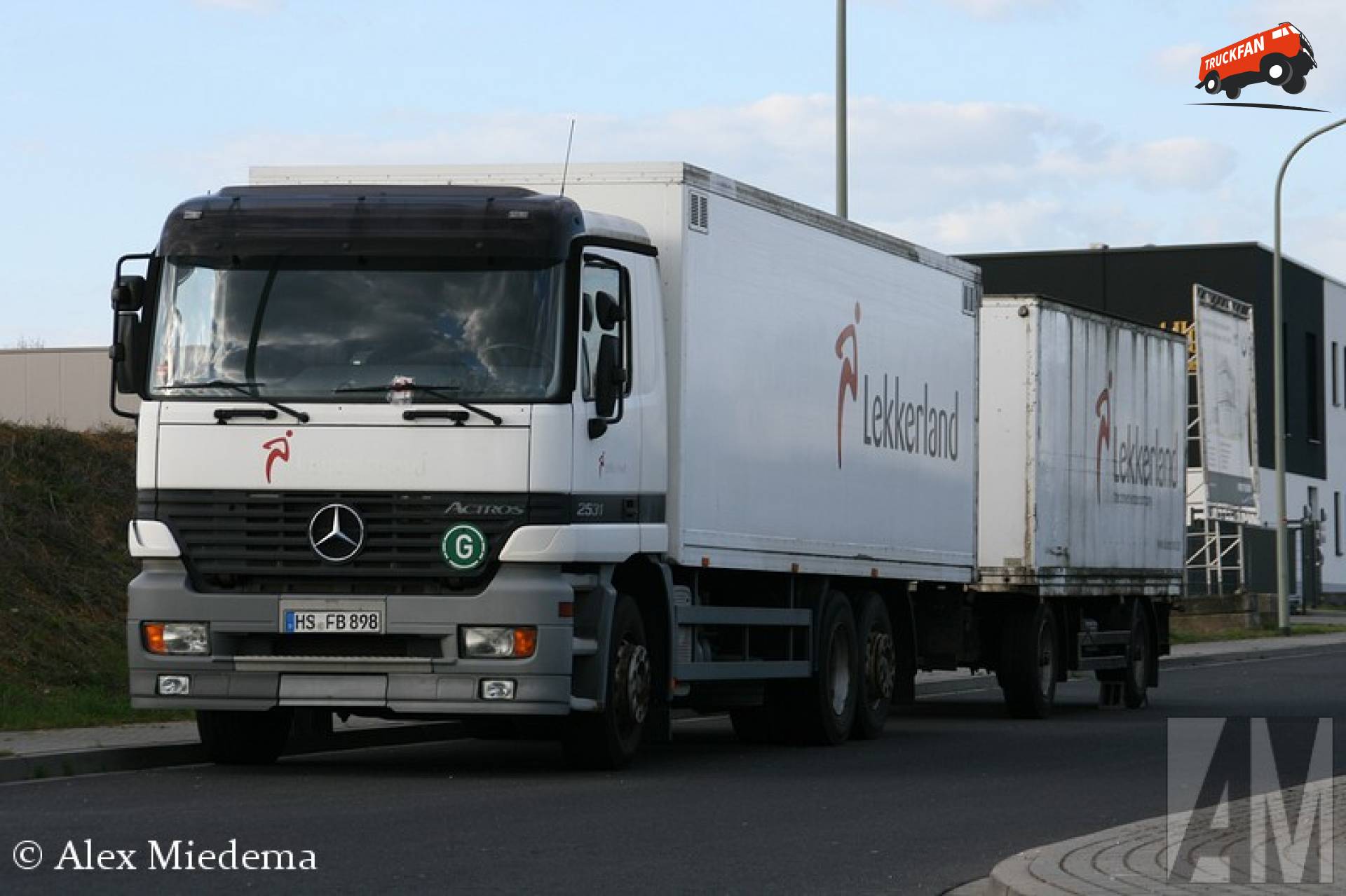 Mercedes-Benz Actros MP1