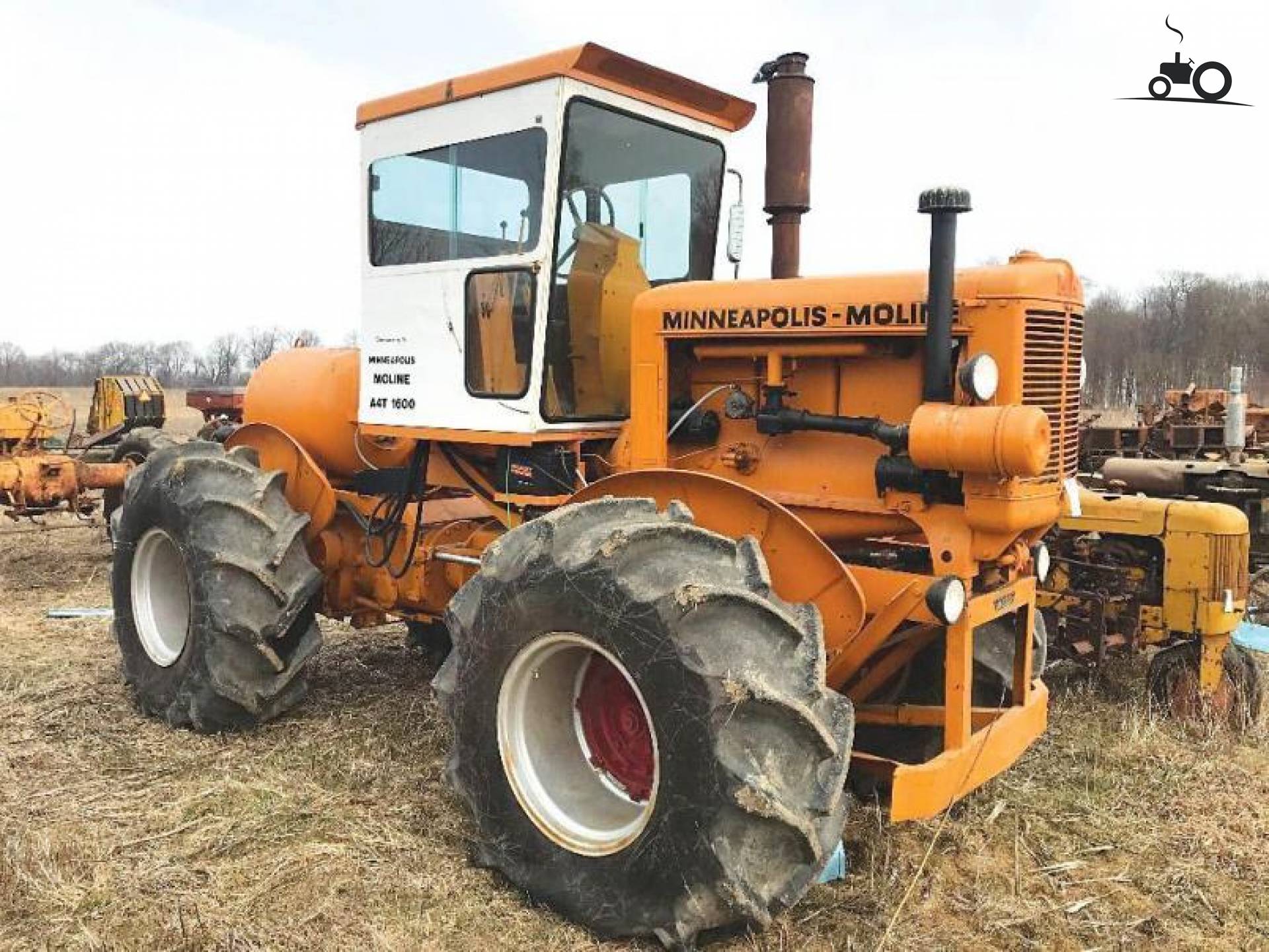 Minneapolis-moline A4T-1600