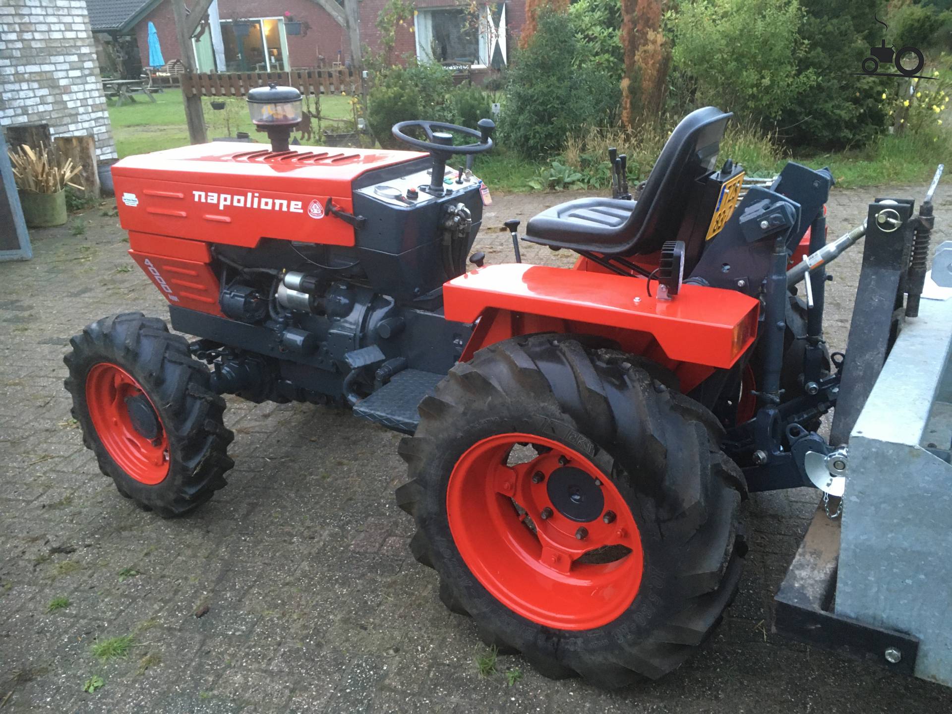 Foto Napolione 4000 4RM #1495009