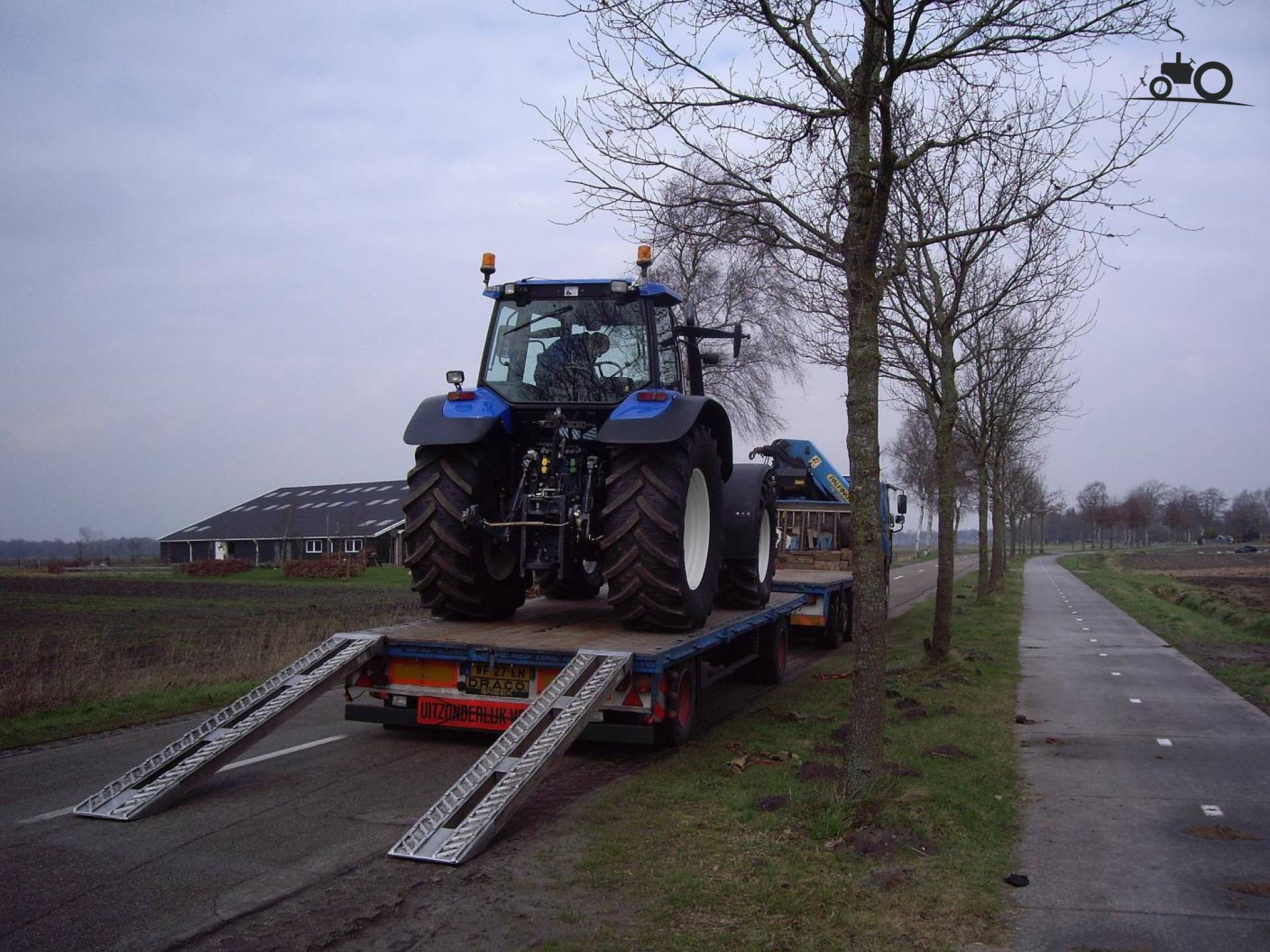 Foto New Holland TM 150 #112100
