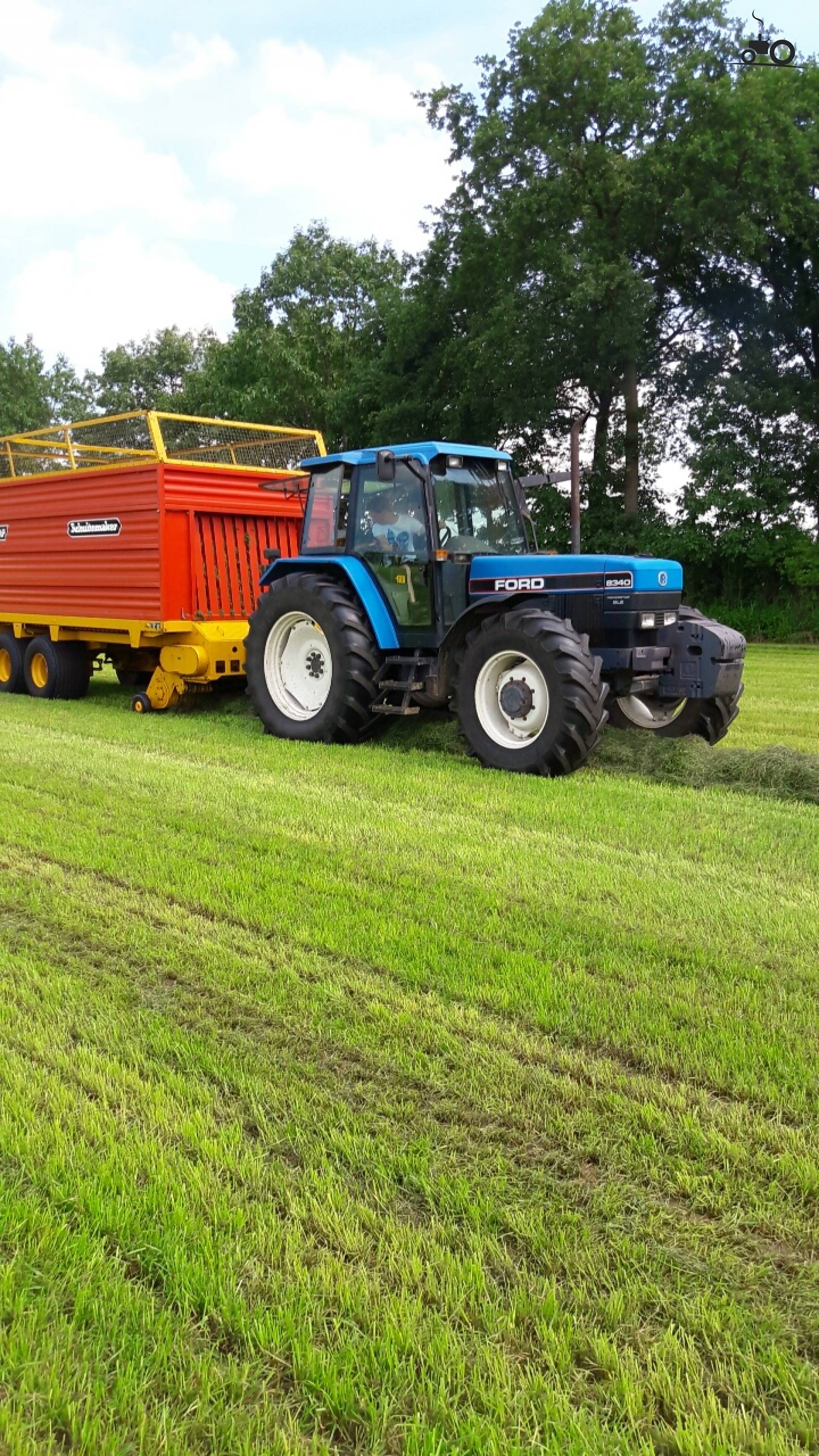 Foto New Holland 8340 #1173648