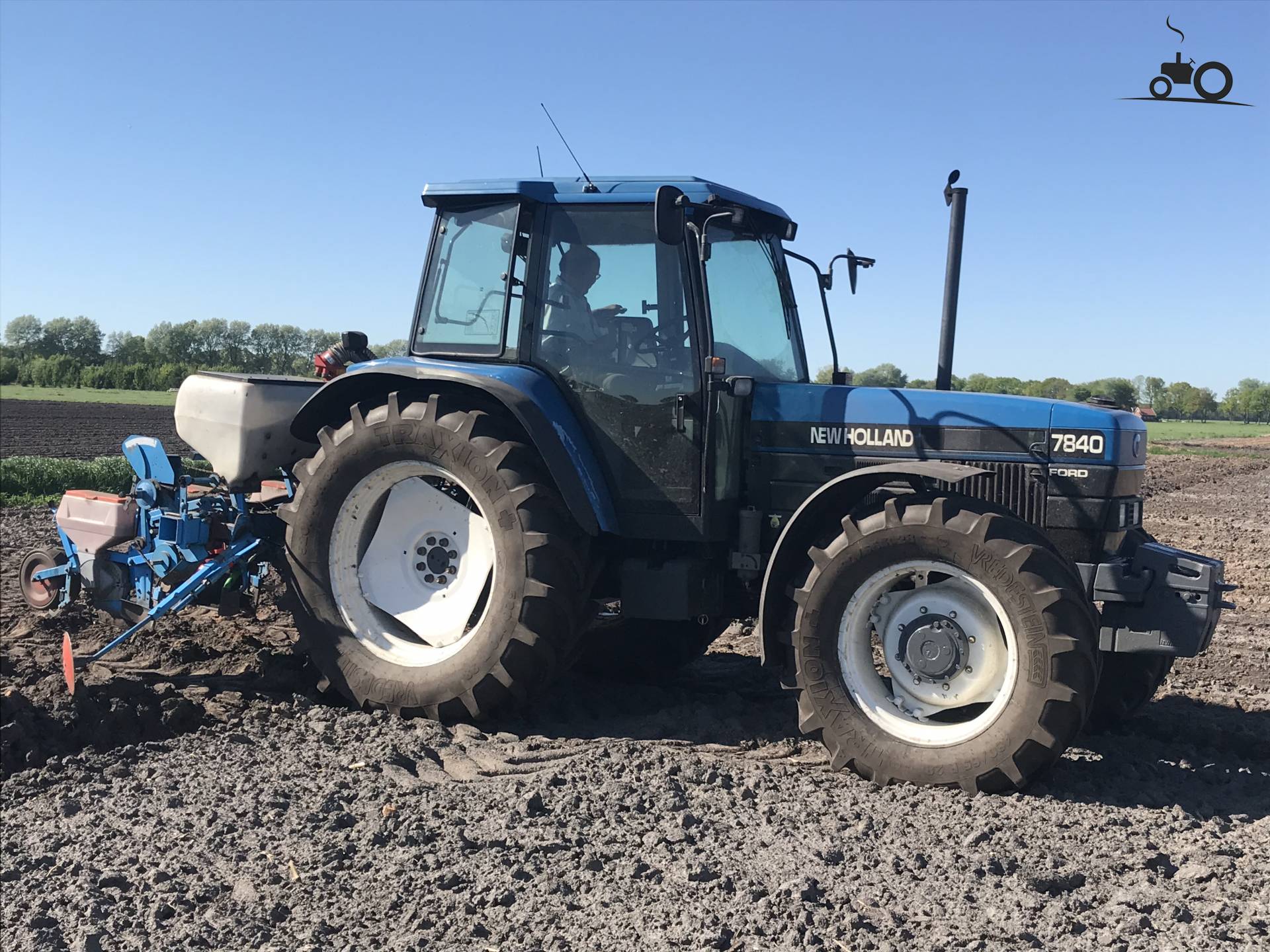 Foto New Holland 7840 #1229011