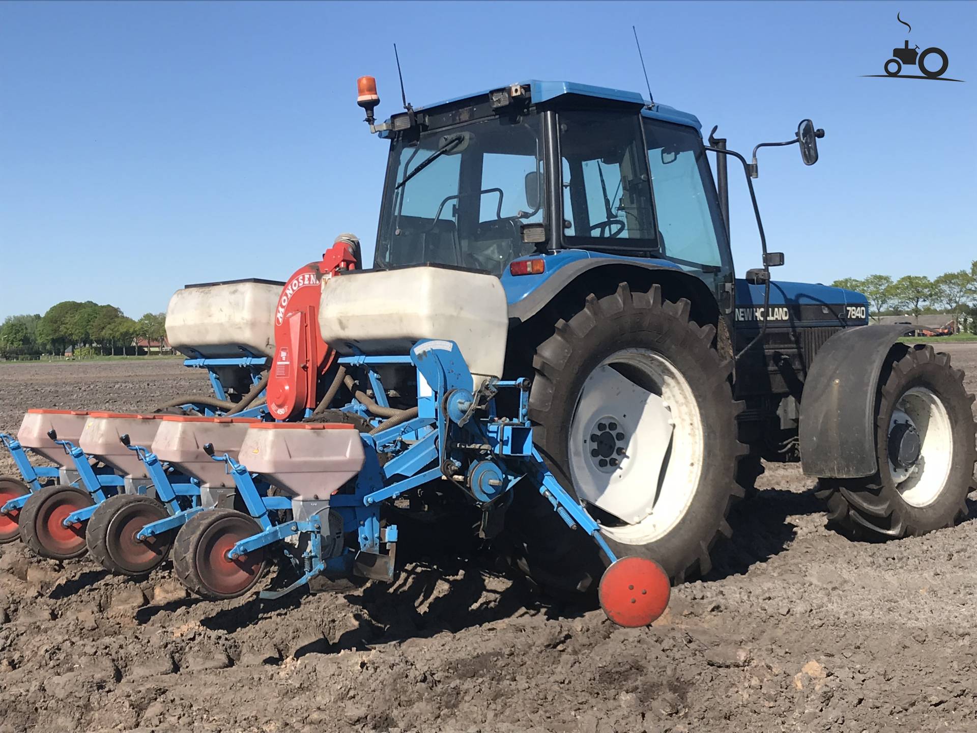 Foto New Holland 7840 #1229012