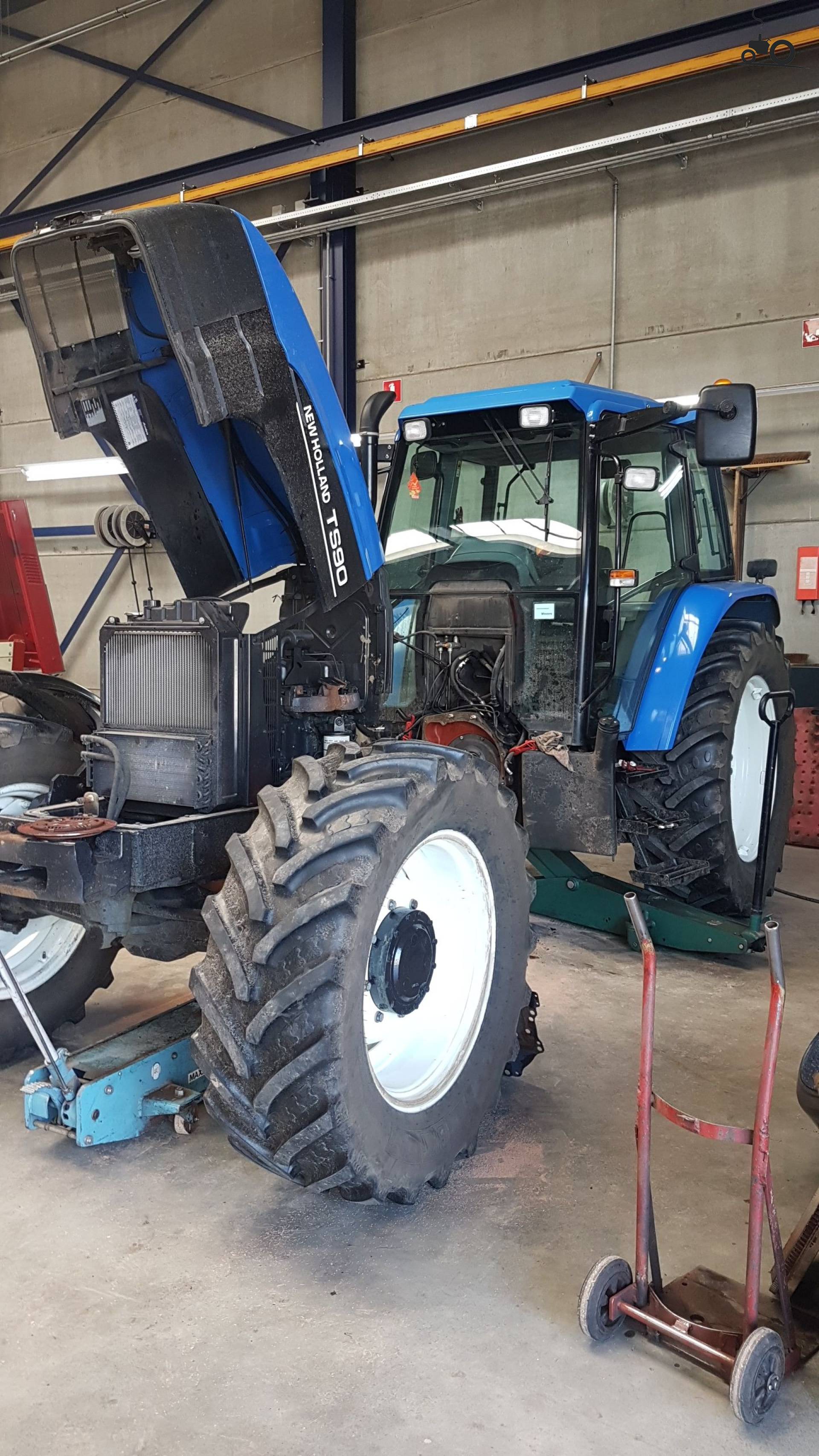 Foto New Holland TS 90 #1285050