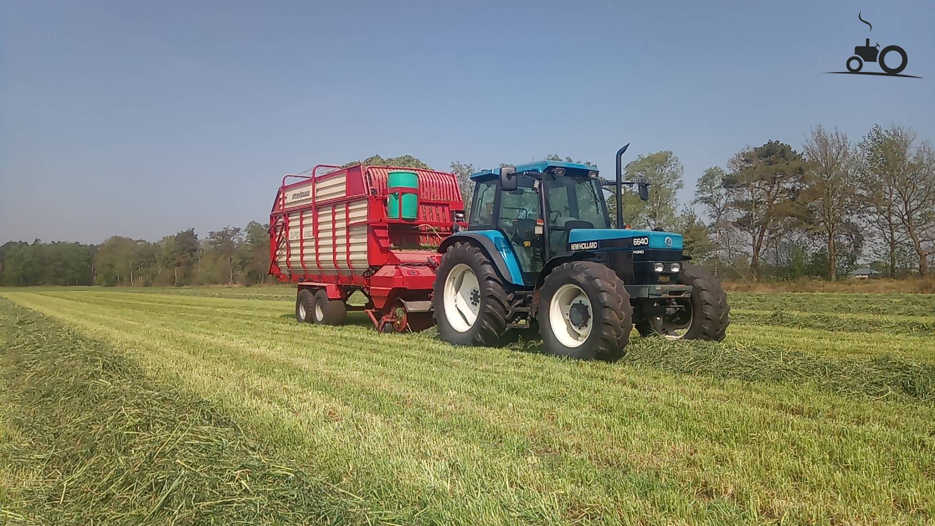 Foto New Holland 6640 #1291591