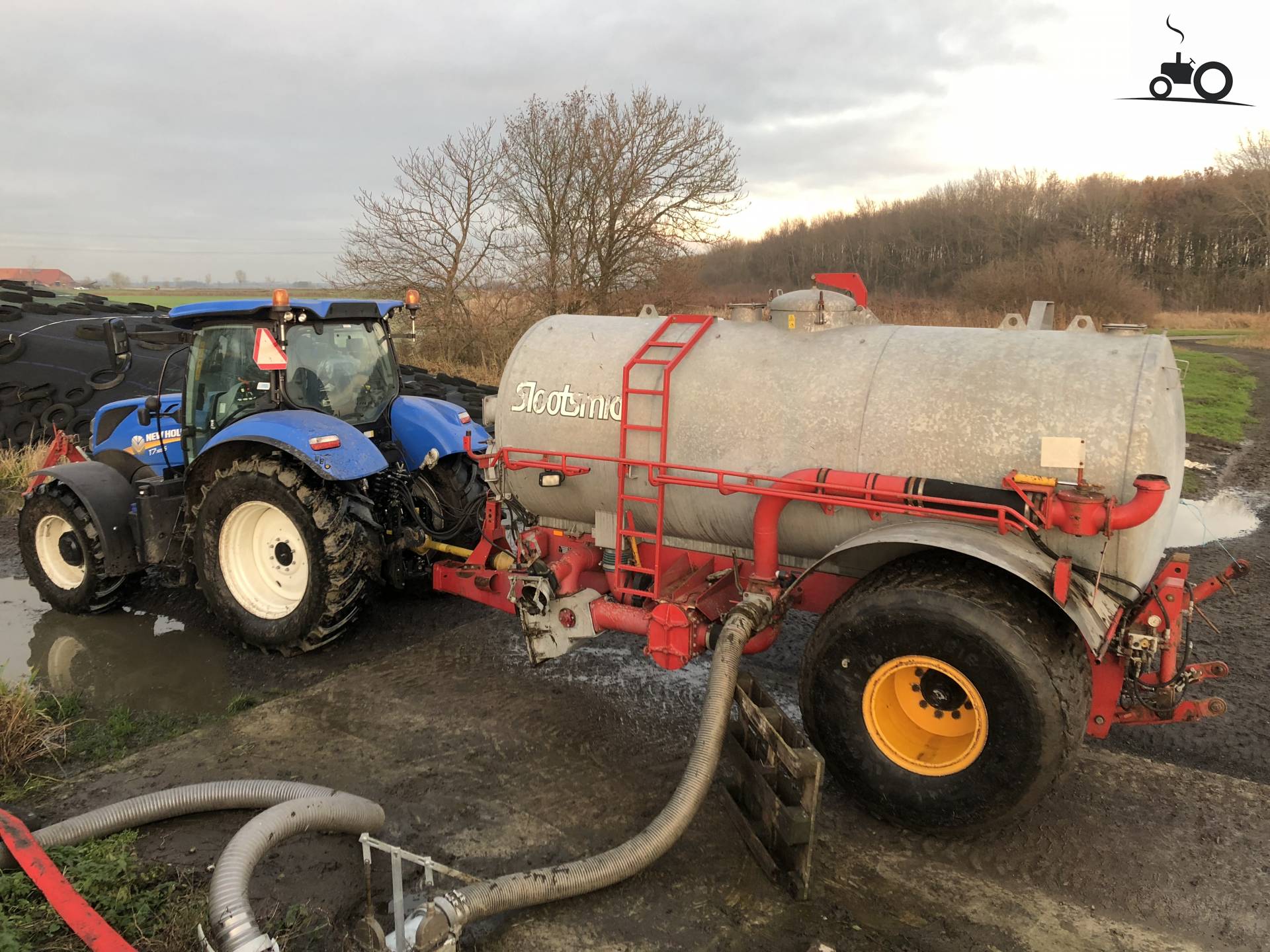 Foto New Holland T7060 #1329199