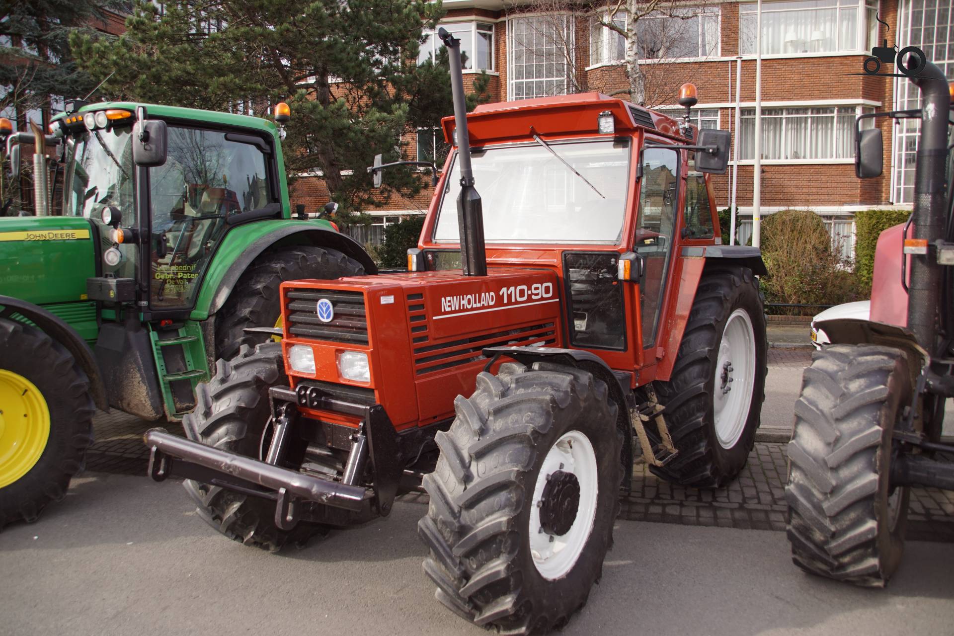 Foto New Holland 110-90 #1336492