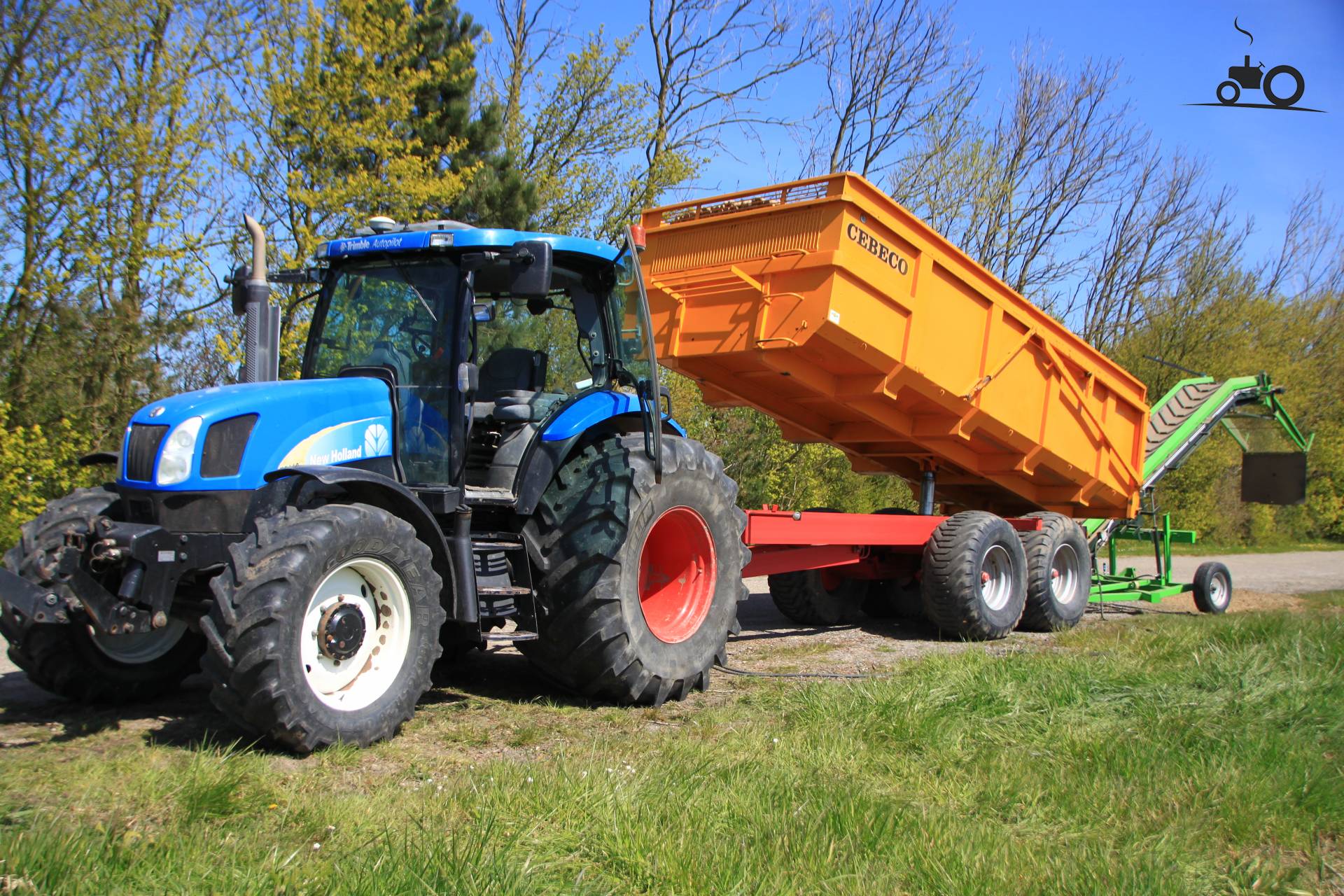 Foto New Holland TS 110 A #1413878