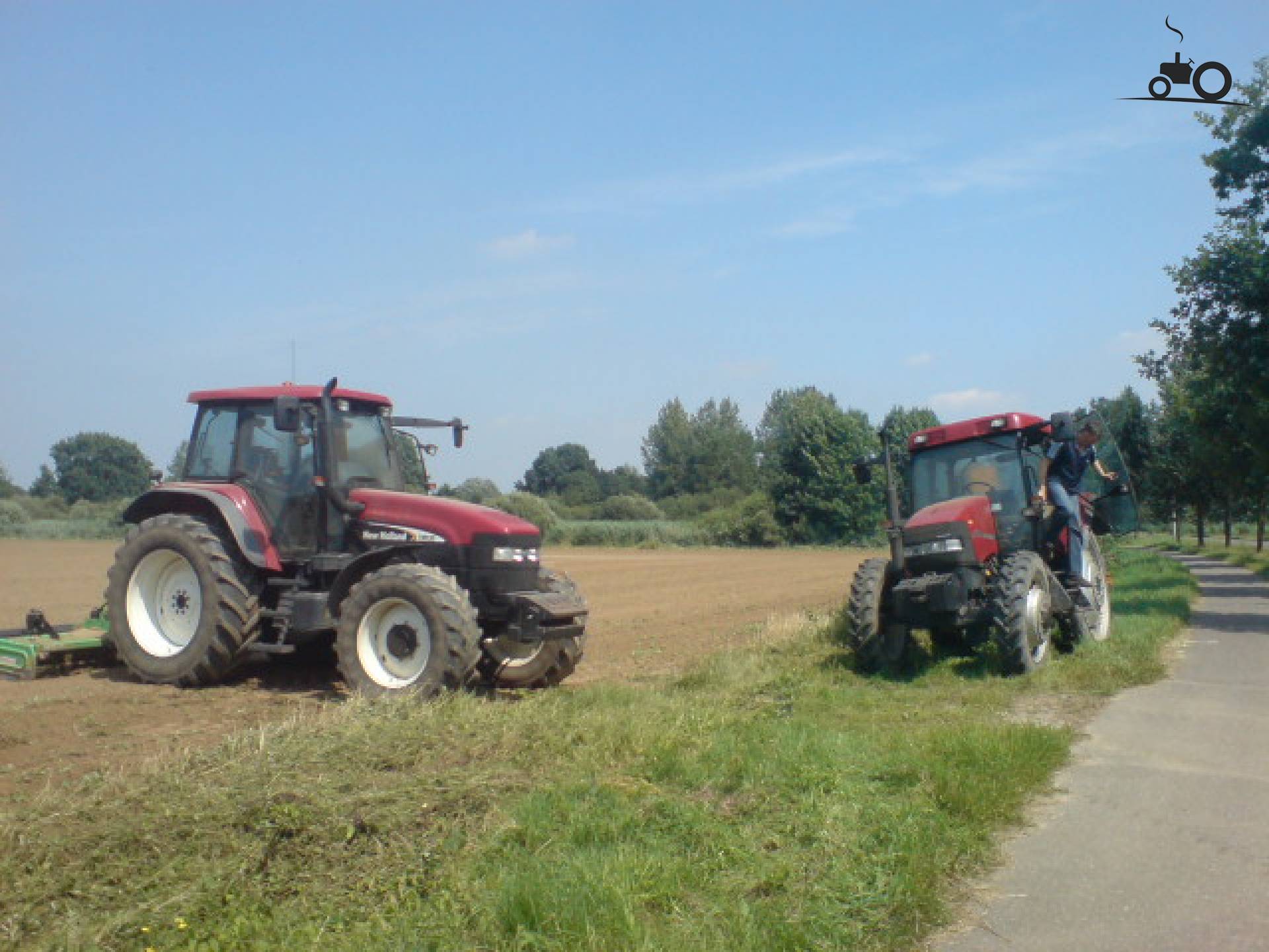 Foto New Holland TM 130 #141578