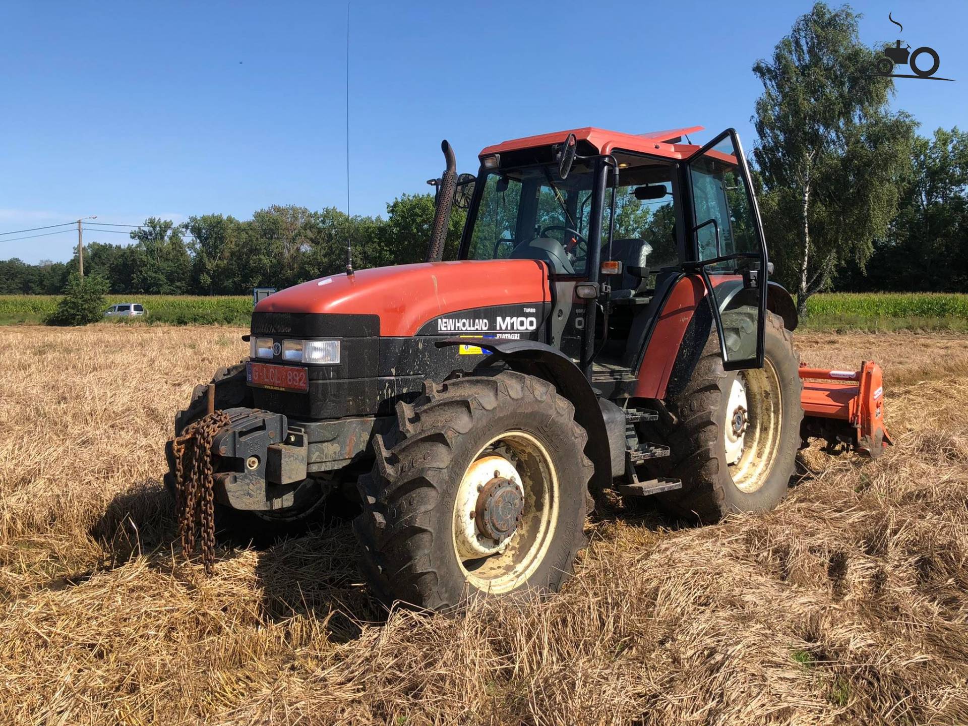 Foto New Holland M 100 #1446471
