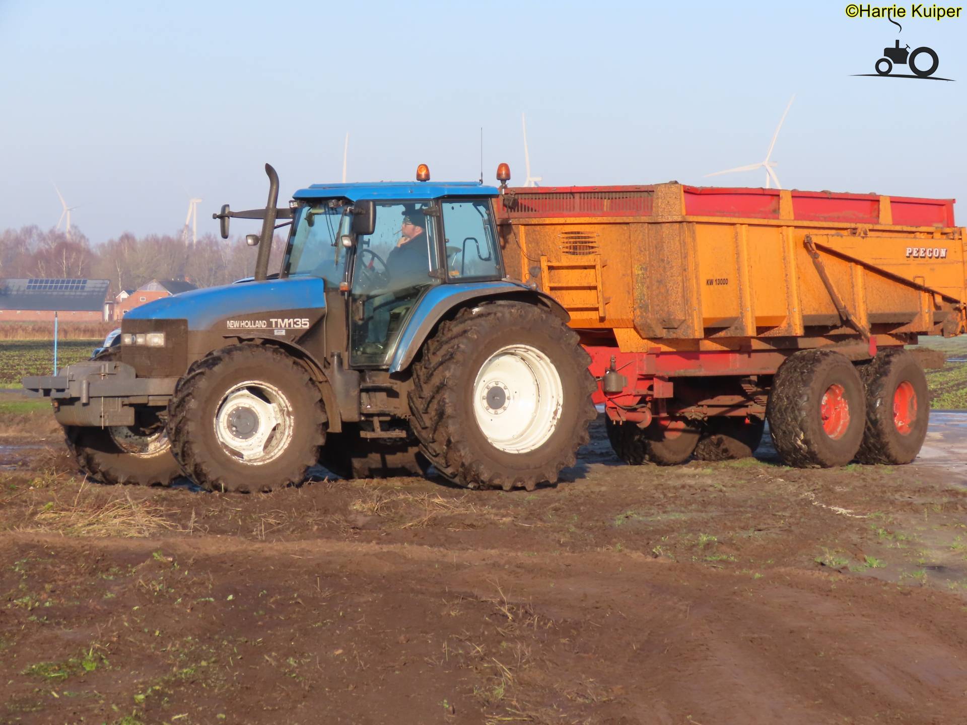 Foto New Holland TM 135 #1448611