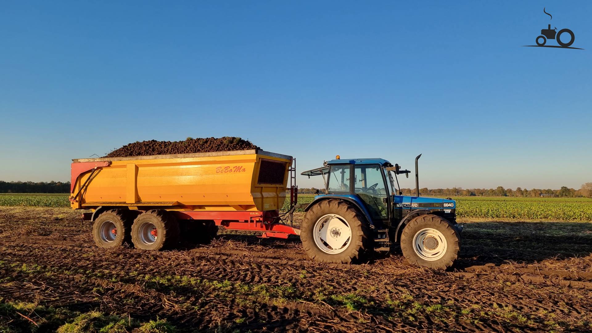 Foto New Holland 6640 #1453998