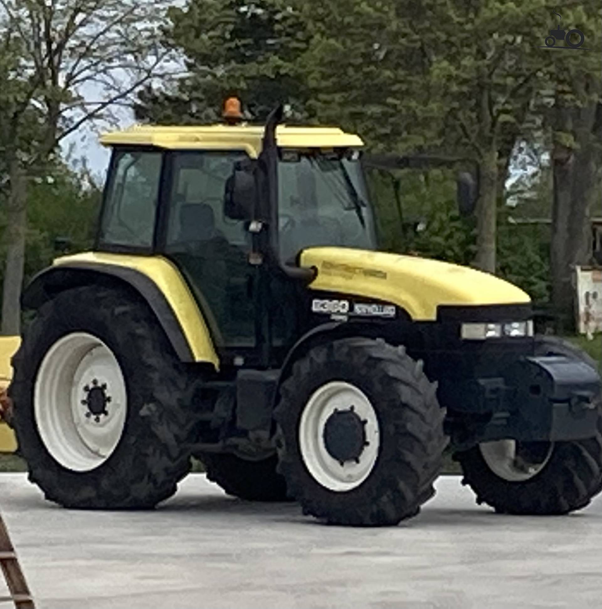 Foto New Holland 8360 #1469608