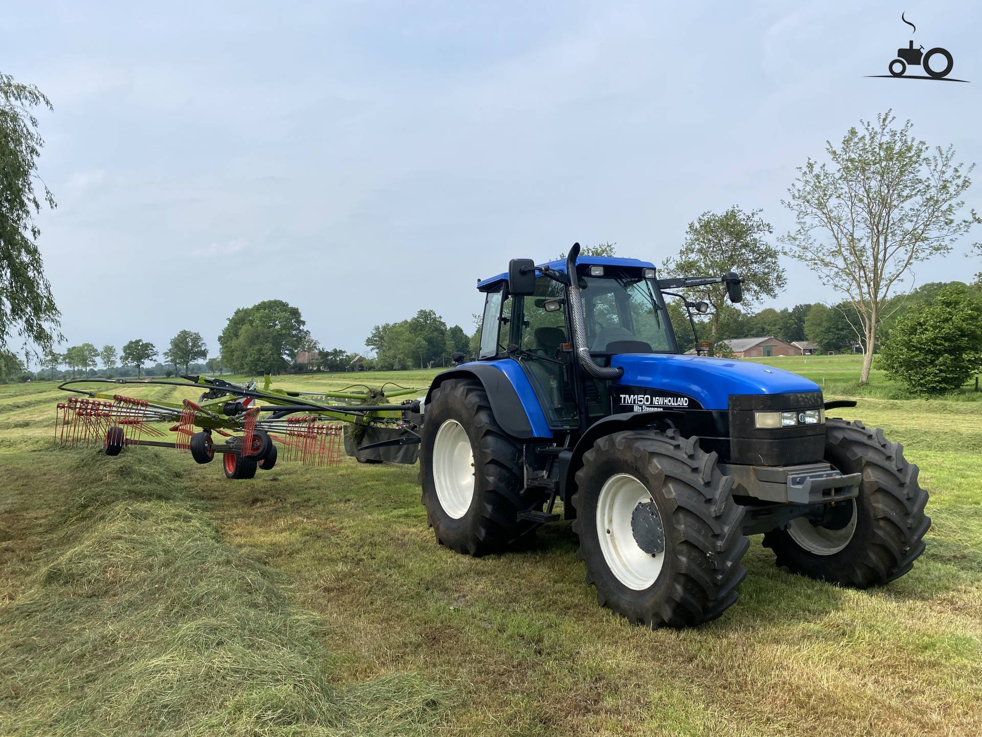Foto New Holland TM 150 #1472025