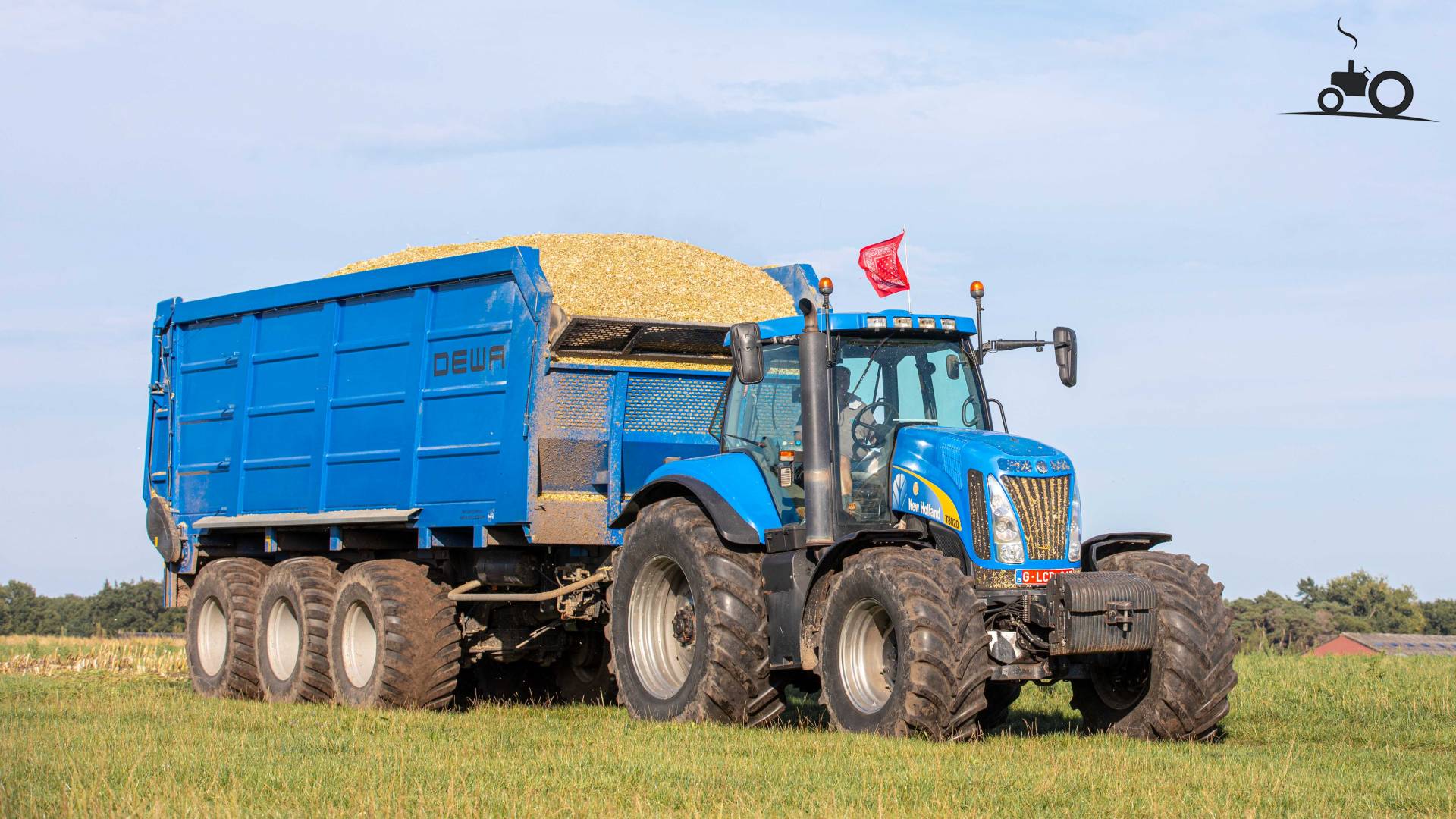 Foto New Holland T 8020 #1490554
