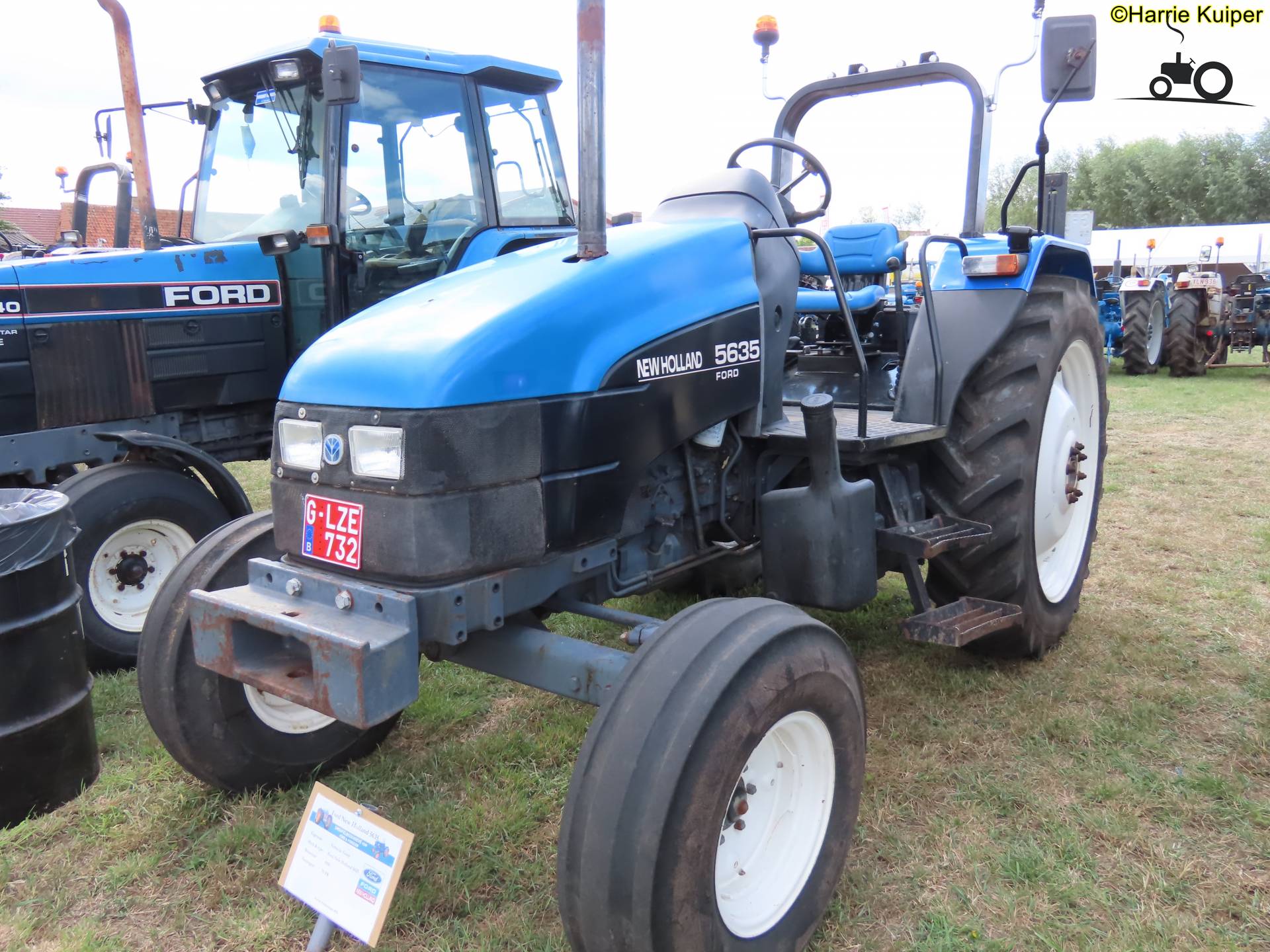Foto New Holland 5635 #1491081
