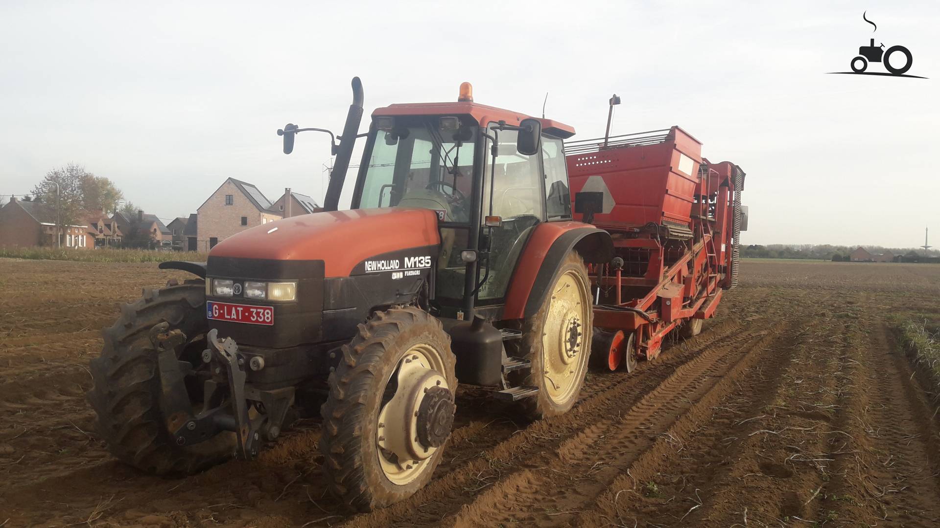 Foto New Holland M 135 #1496246