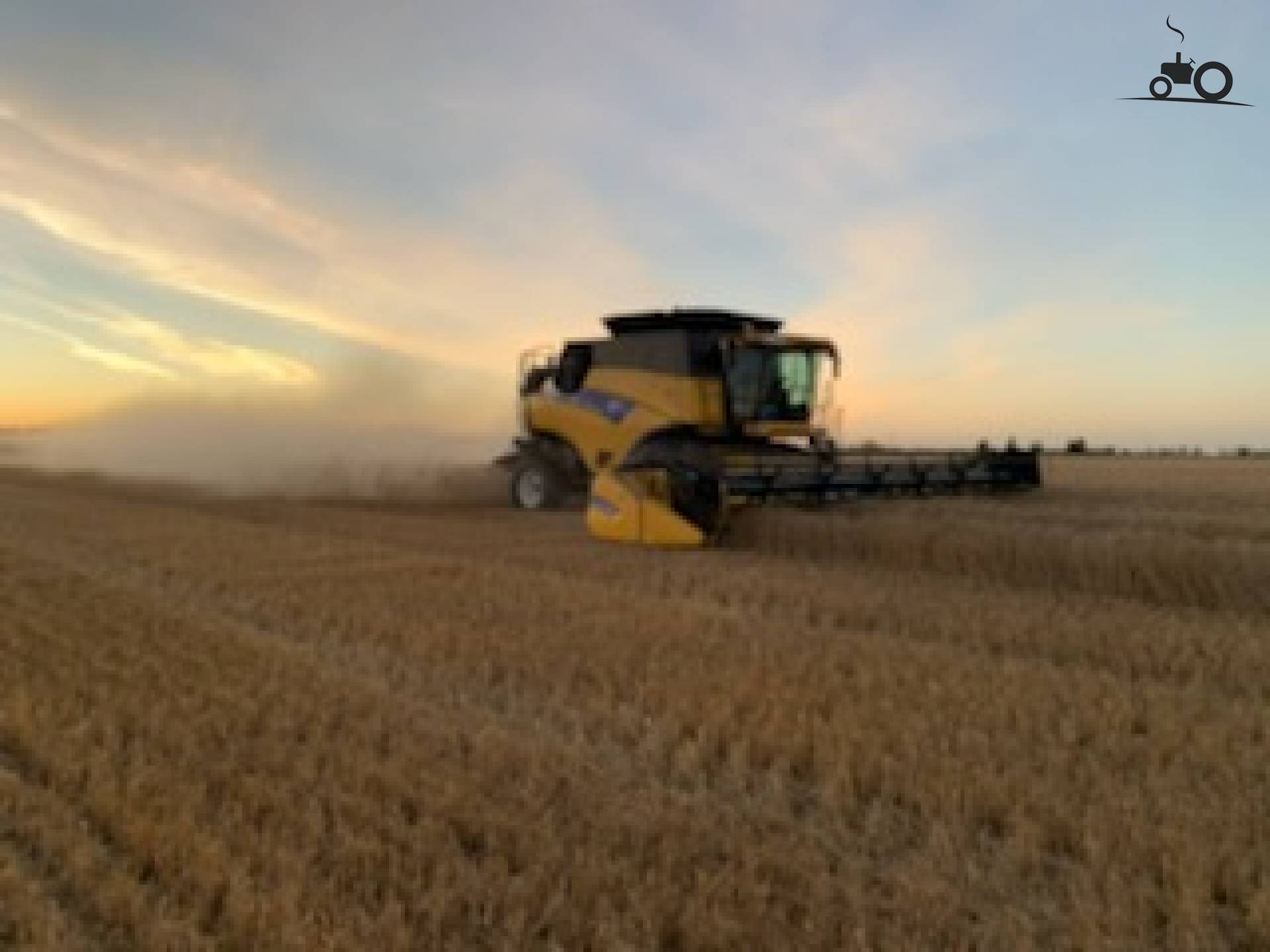 Foto New Holland CR 9080 #1496393