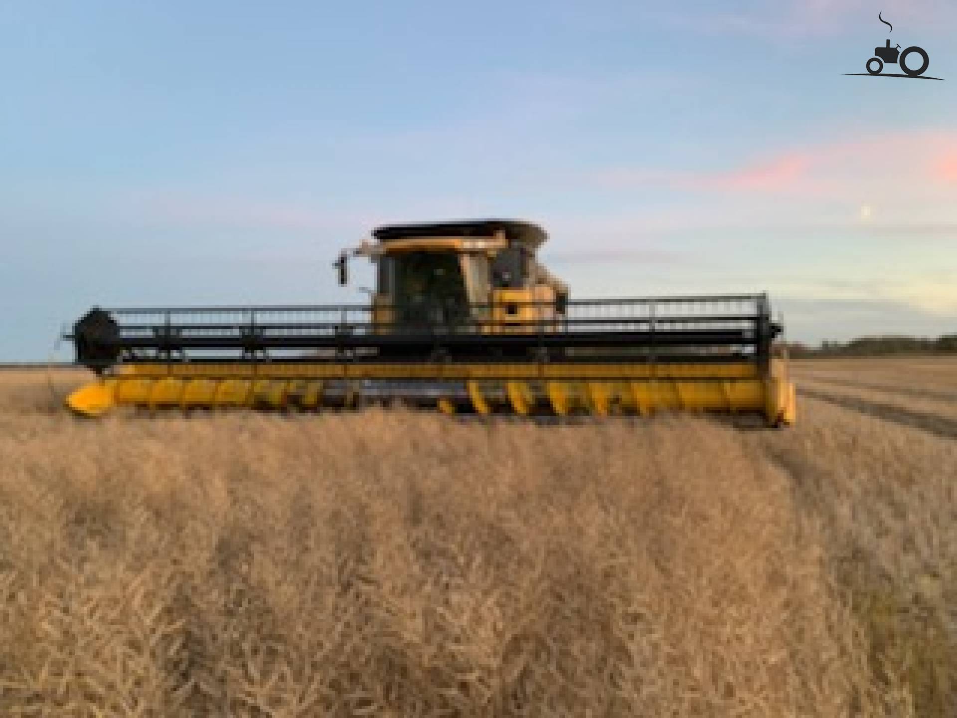 Foto New Holland CR 9080 #1496394