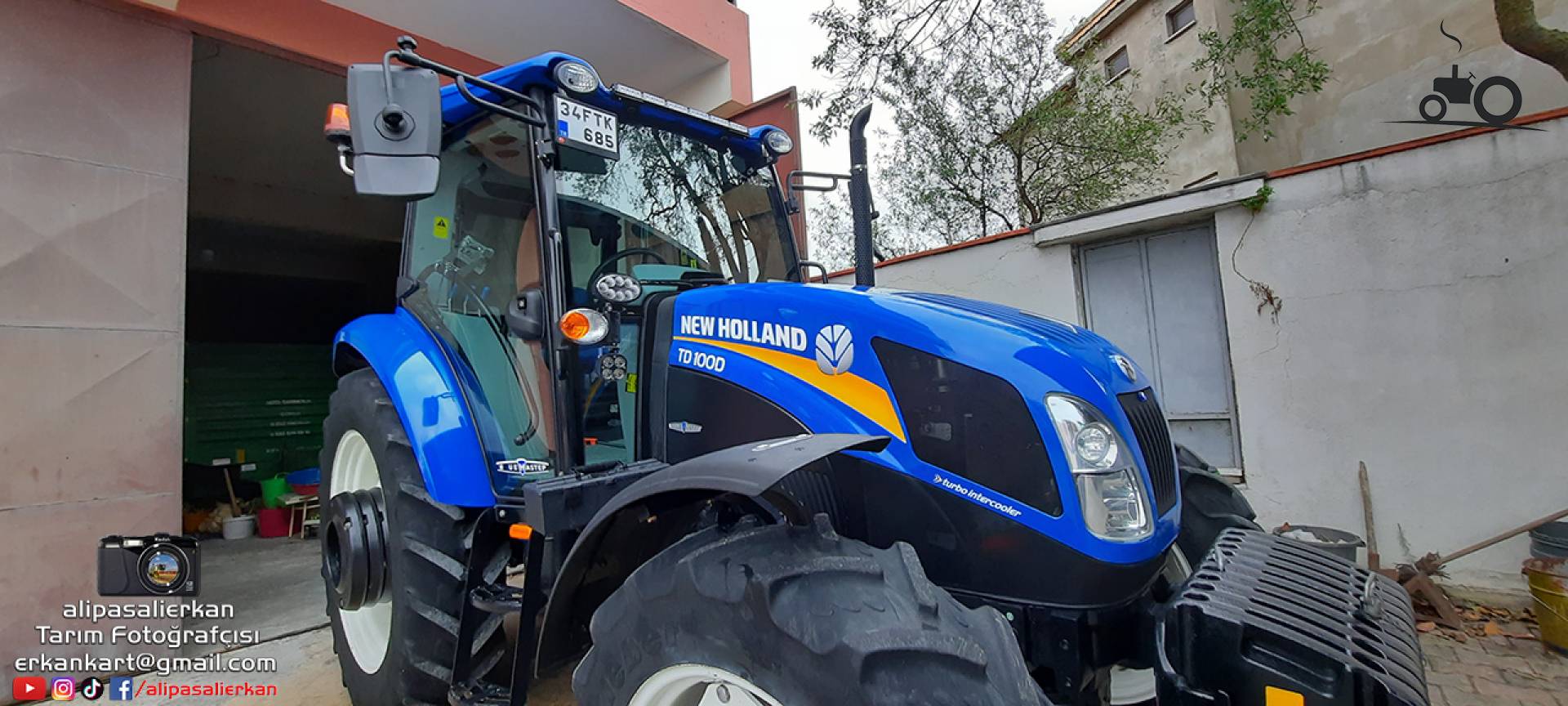 Foto New Holland TD 90 D #1501413