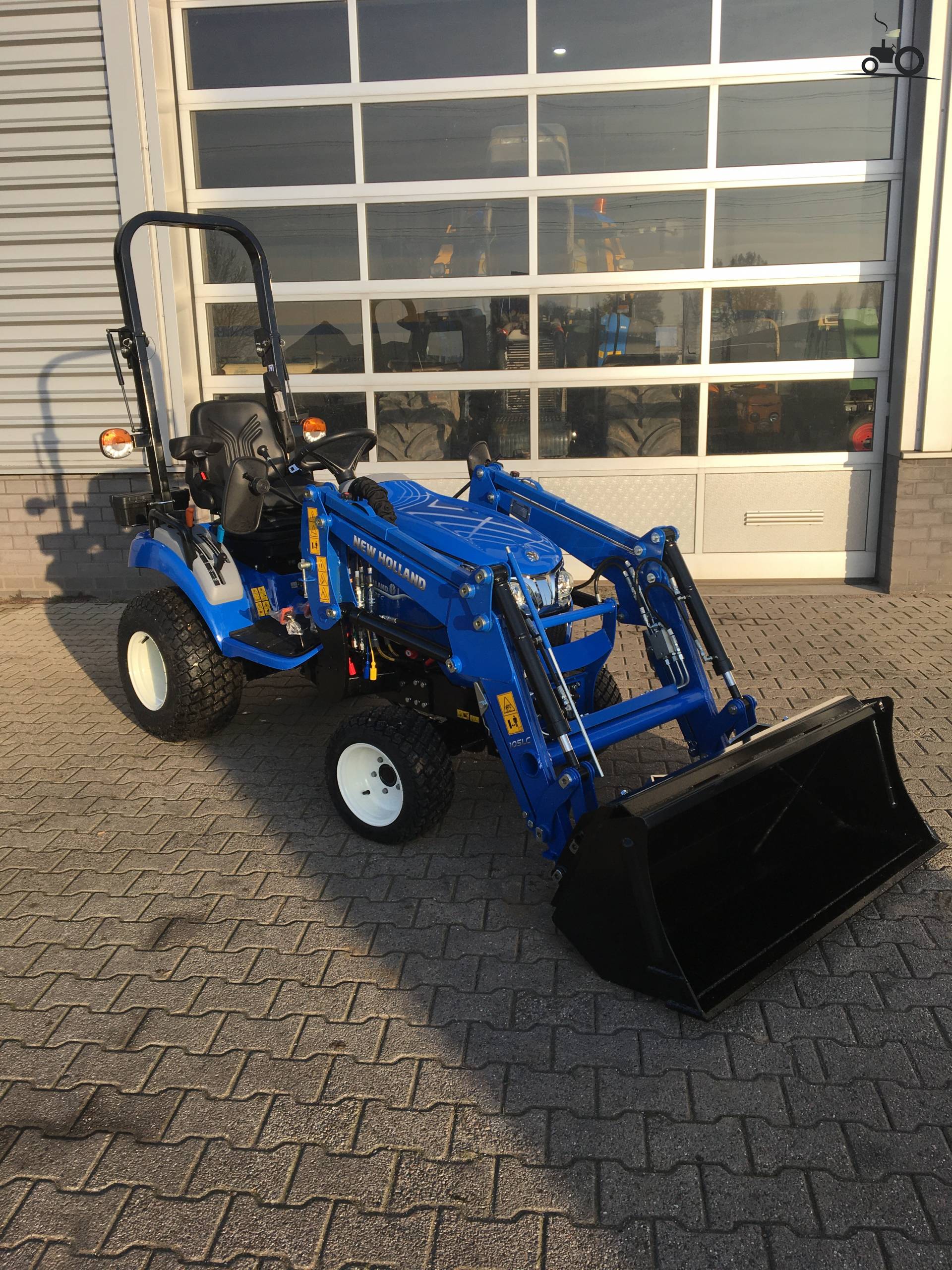 Foto New Holland Boomer #1501895