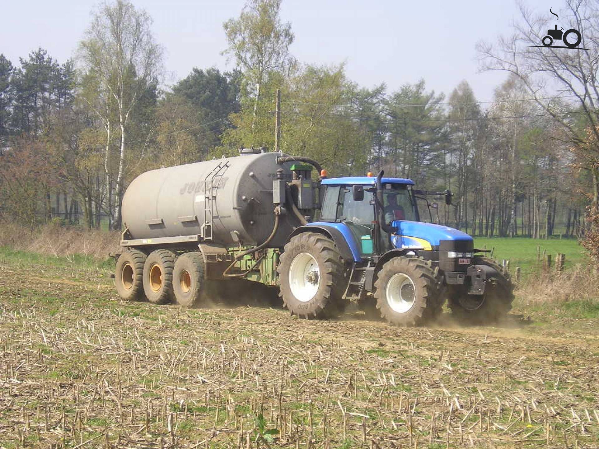 Foto New Holland TM 175 #1510171