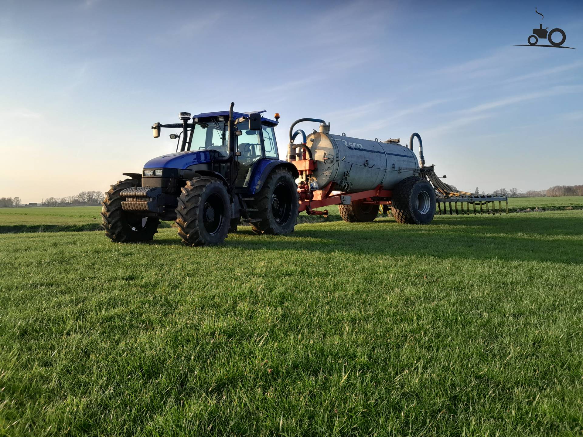 Foto New Holland TS 115 #1514002