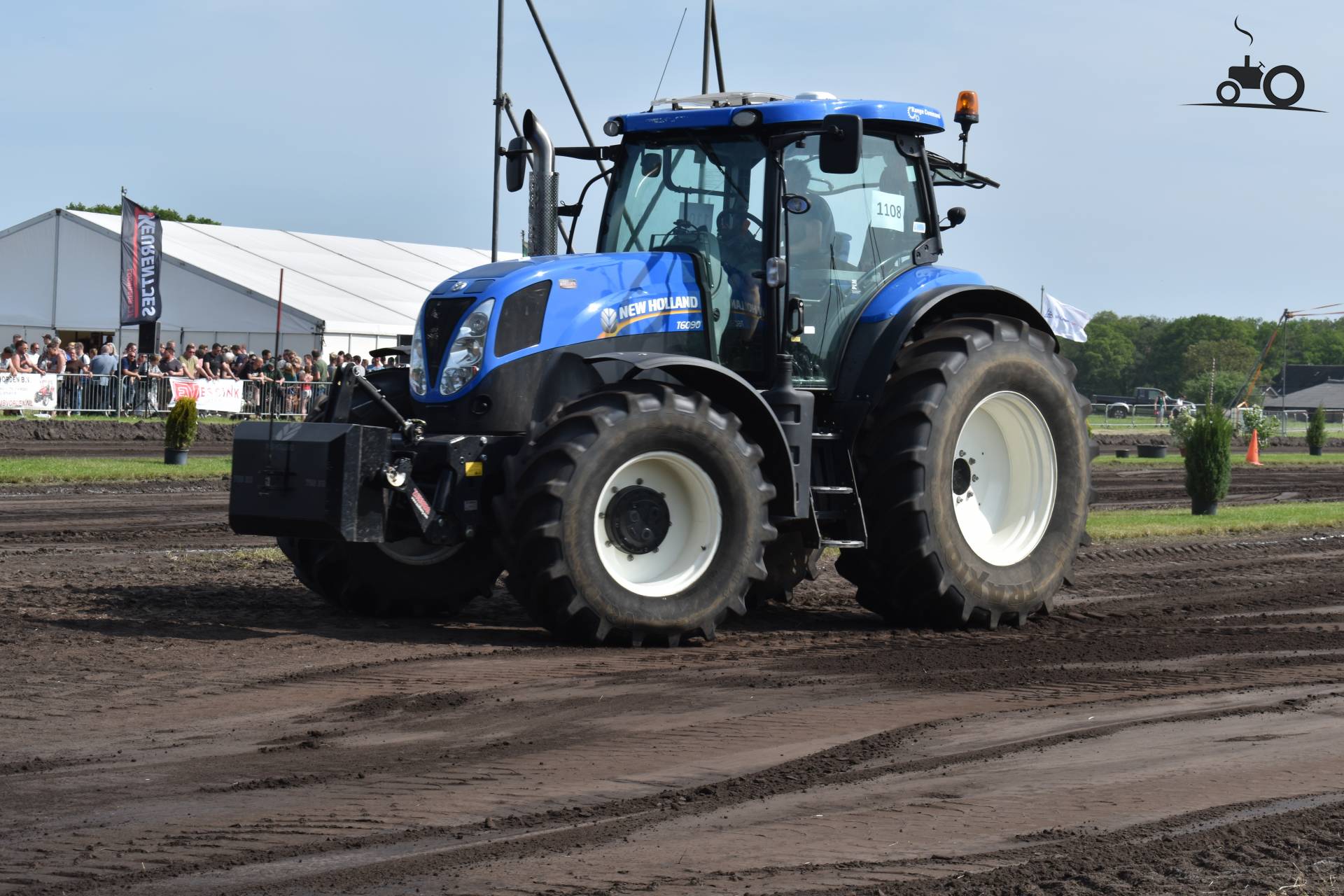 Foto New Holland T 6090 #1522681