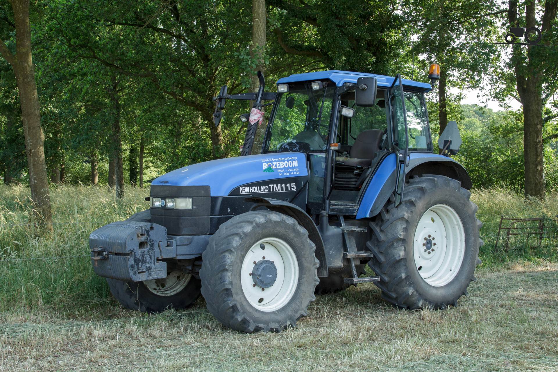 Foto New Holland TM 115 #1524279